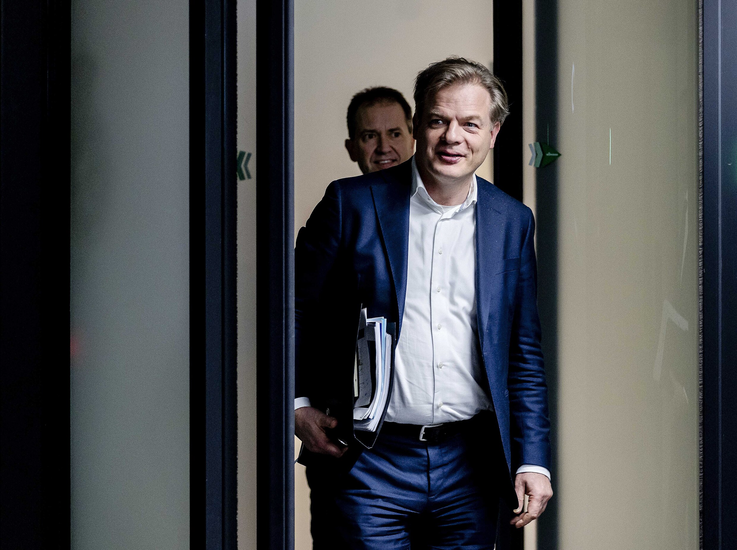 Verrassing in Nederland: partij van Pieter Omtzigt trekt zich terug uit ...