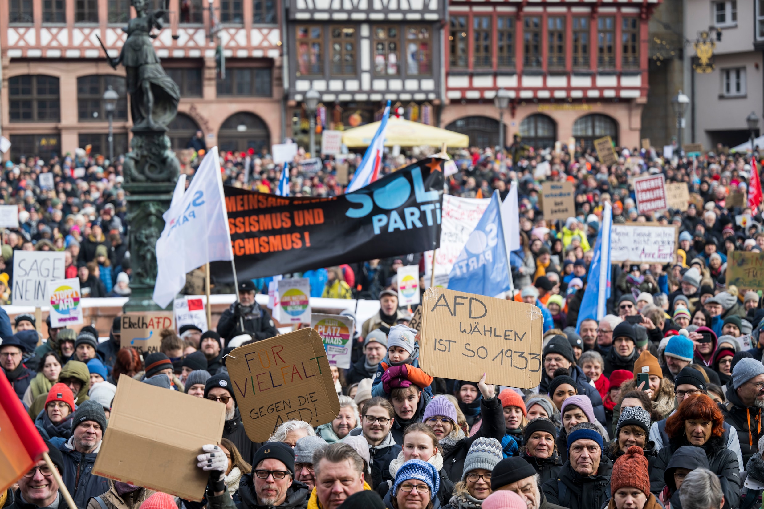 300.000 mensen protesteren in Duitsland tegen uiterst rechtse ...