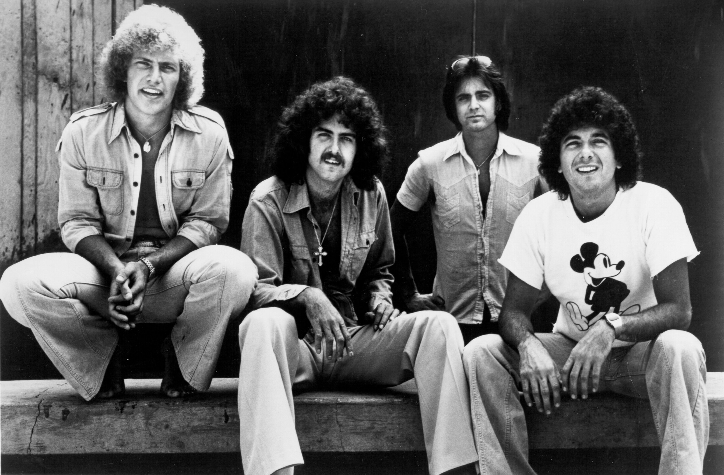 Funky maar tactloos: het verhaal achter de wereldhit ‘Play that Funky ...