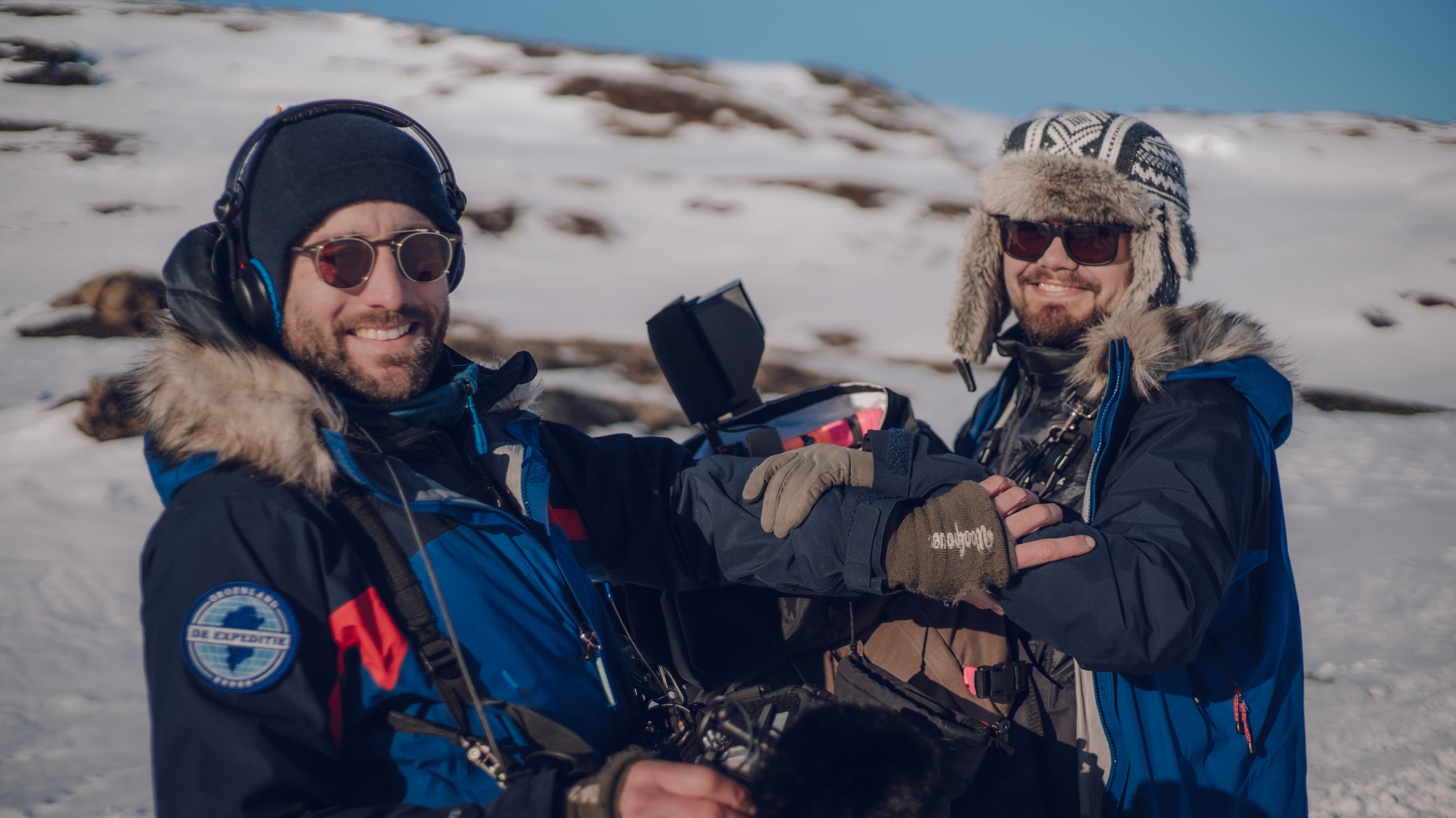 Slapen met batterijen in de slaapzak en een thermobox om warmte te ...