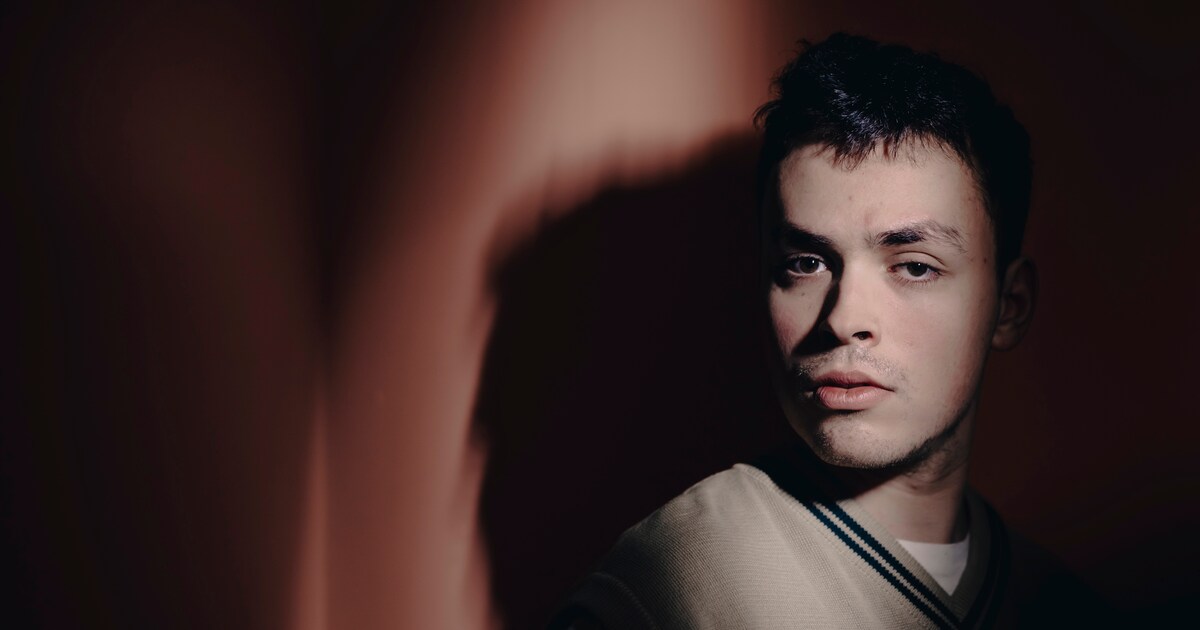 Acteur Nathan Bouts: ‘Mijn buren hebben twee keffers die me soms de ...