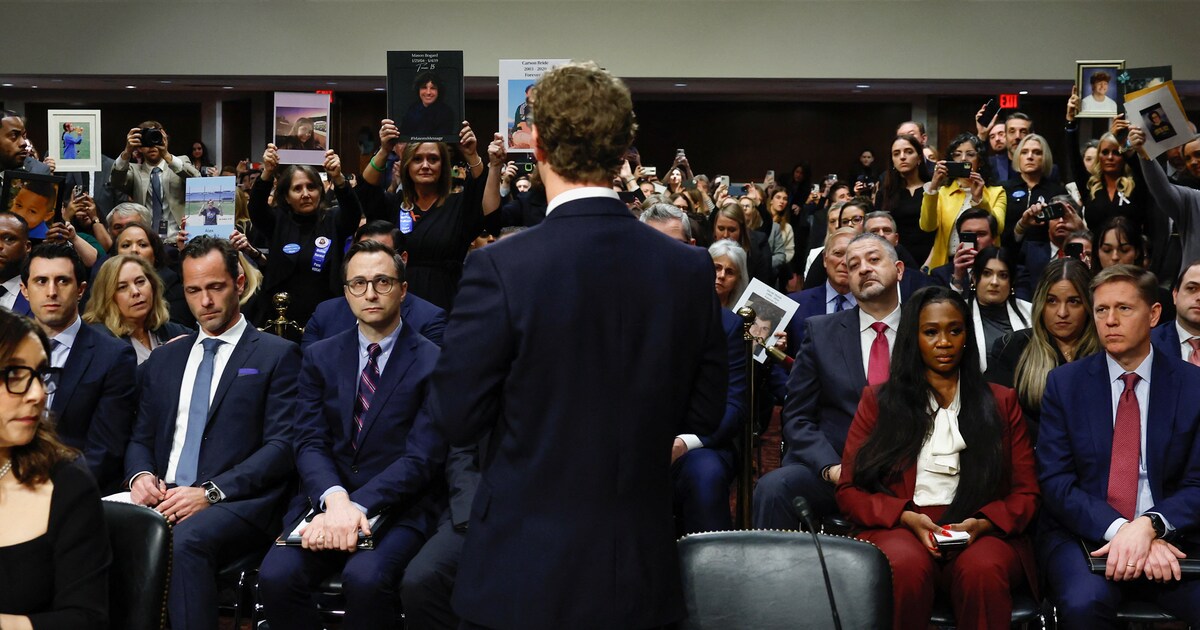 Zuckerberg biedt excuses aan voor schade kinderen door sociale media ...