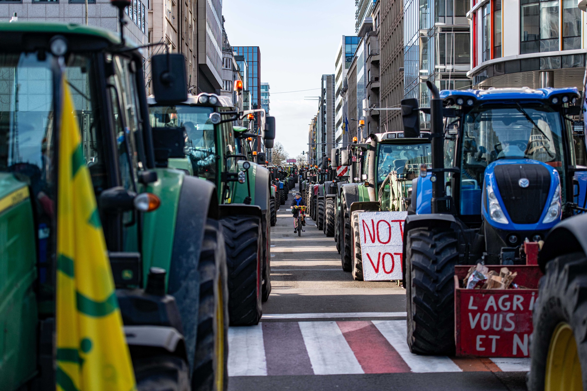Boeren trekken vandaag opnieuw naar Brussel, en krijgen zowaar Groen ...