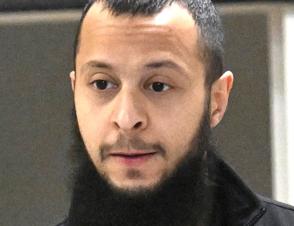 Terrorist Salah Abdeslam overgebracht naar Frankrijk ‘om te vermijden ...