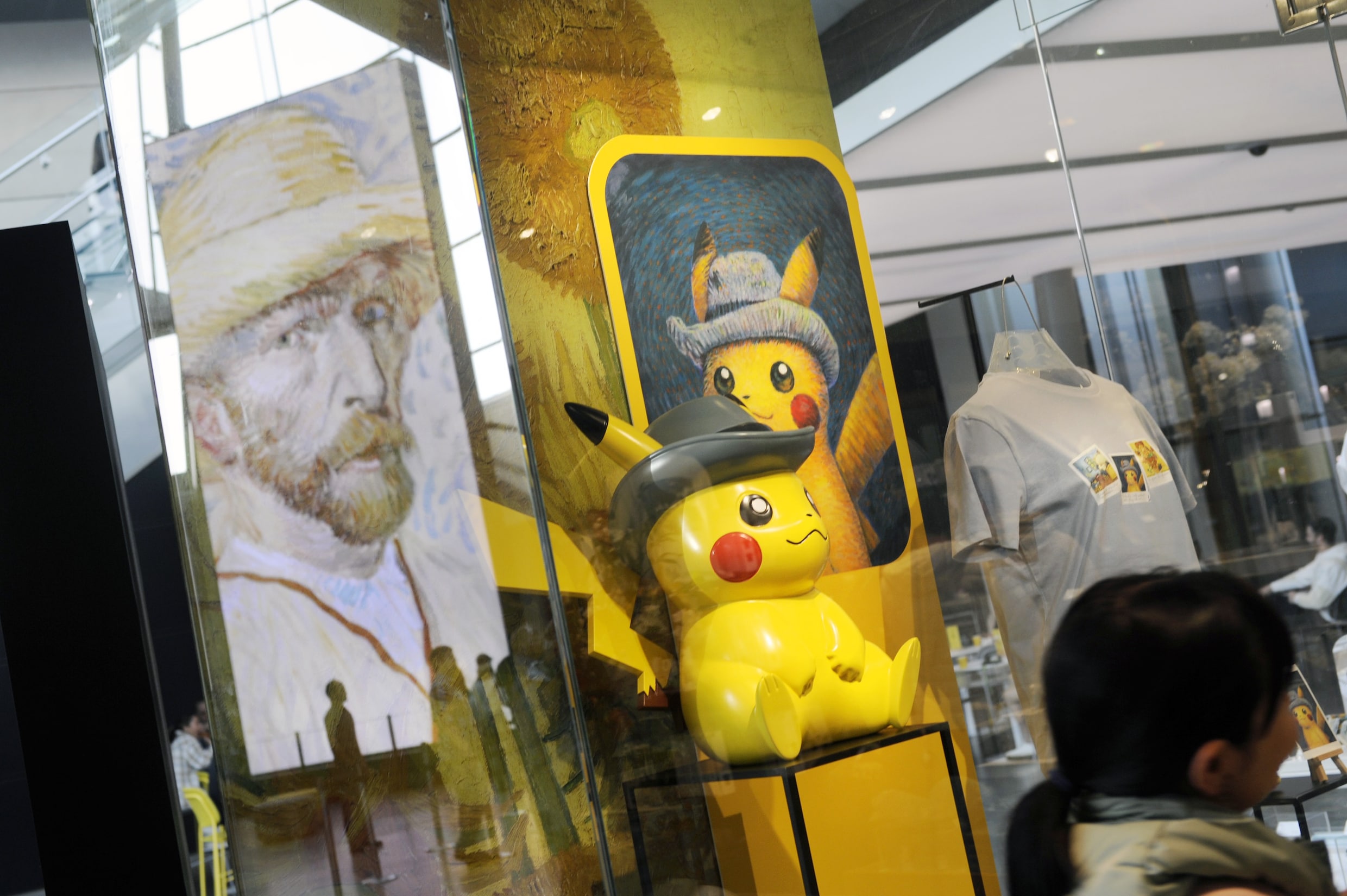 Na het Van Gogh Museum maakt speciale Pokémon-kaart nu ook winkels ...