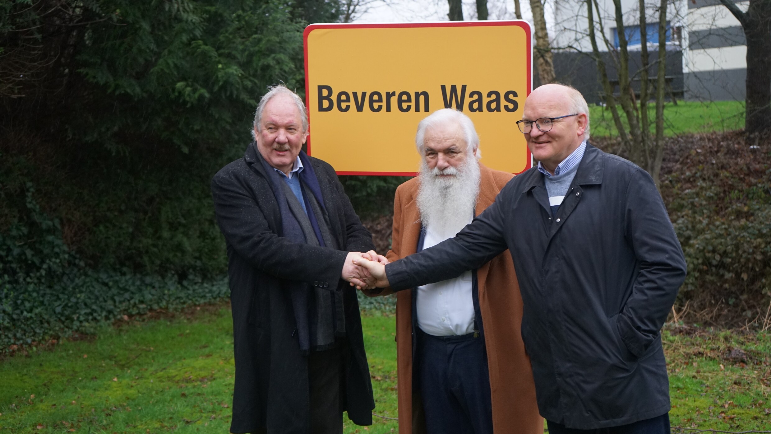 Nieuwe fusie zal dan toch niet Beveren Waas heten: Zwijndrechtse ...