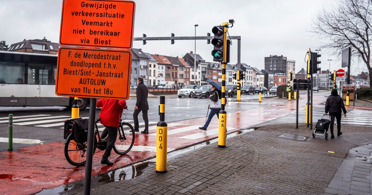 Hoe fietspaden nu ook al voer zijn voor complotdenkers | De Morgen