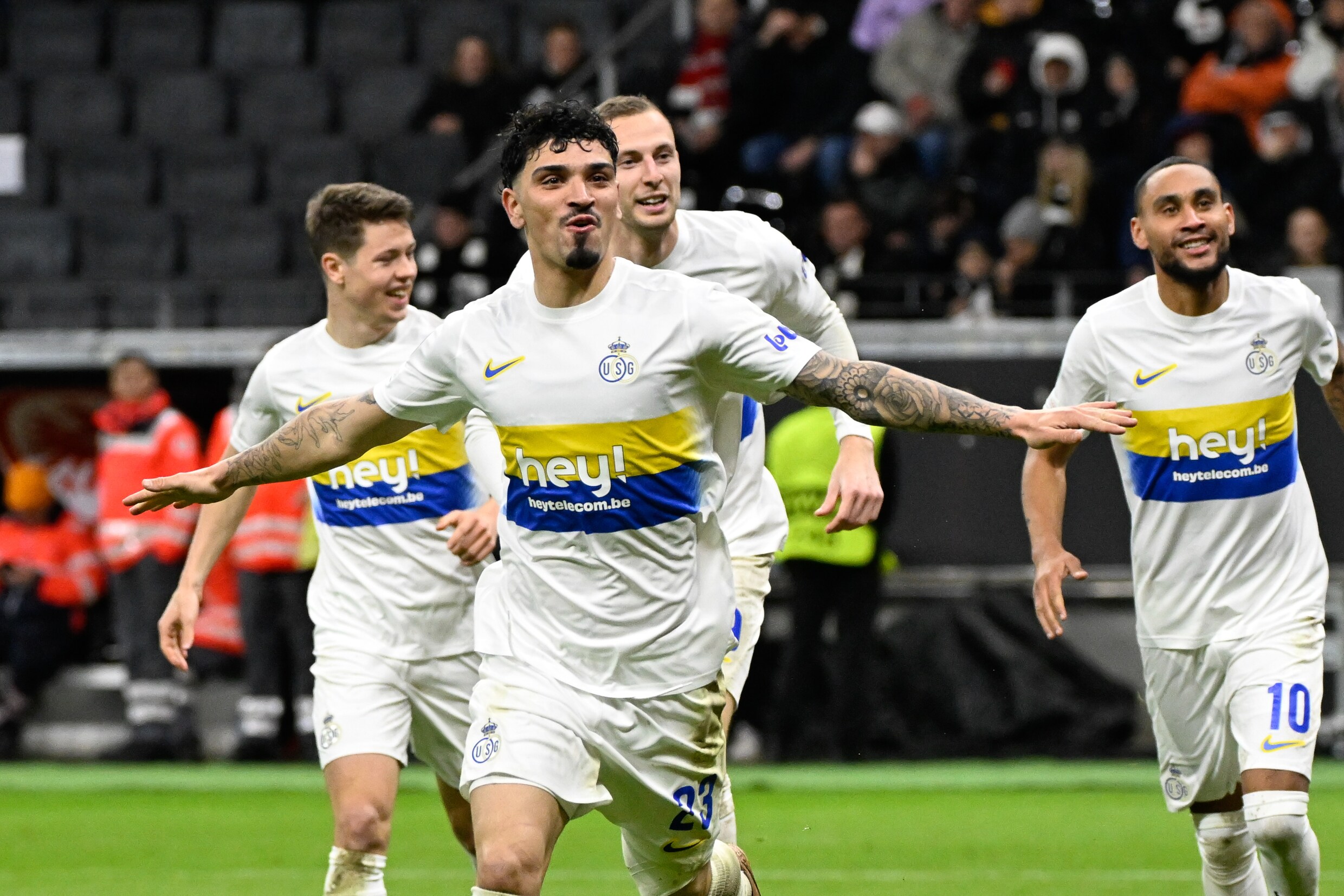 Union stoot door in de Conference League na straffe 1-2-zege in ...