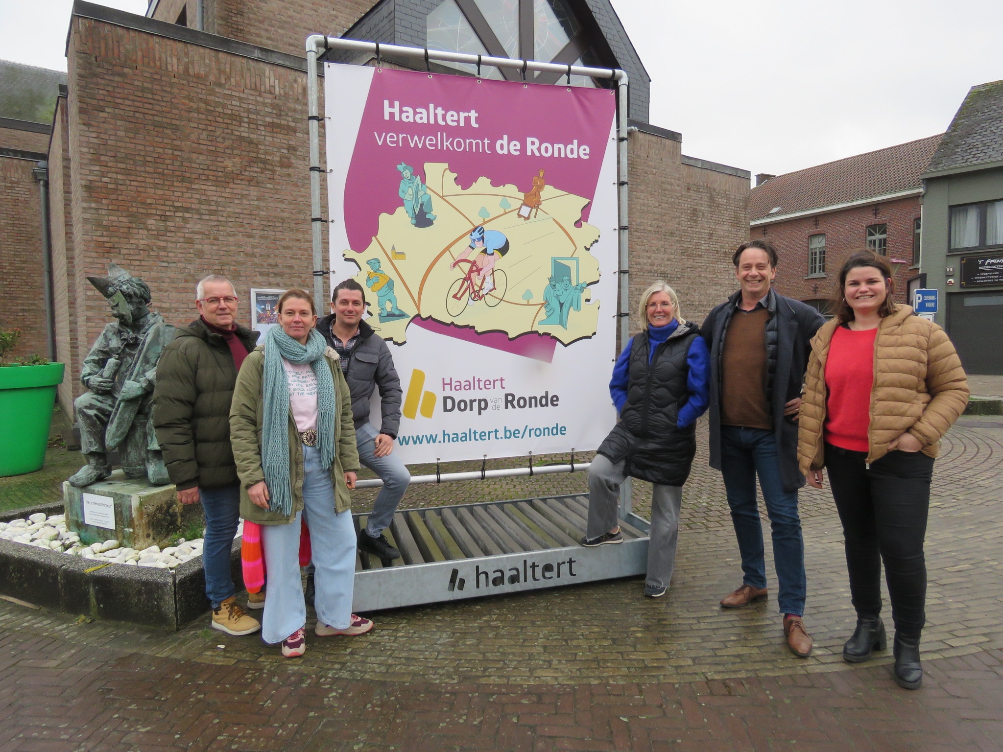 Hoe geraakt u aan het parcours, en waar ziet u de renners het best? De ...