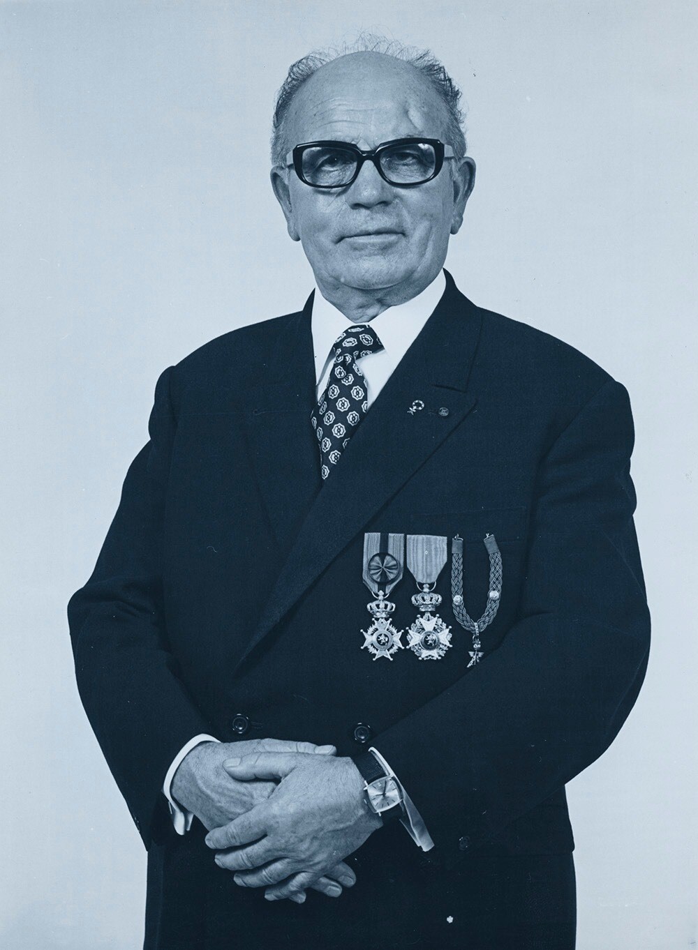 De crash van familiebedrijf Van Hool: ‘Je dochters onterven, dat is ...