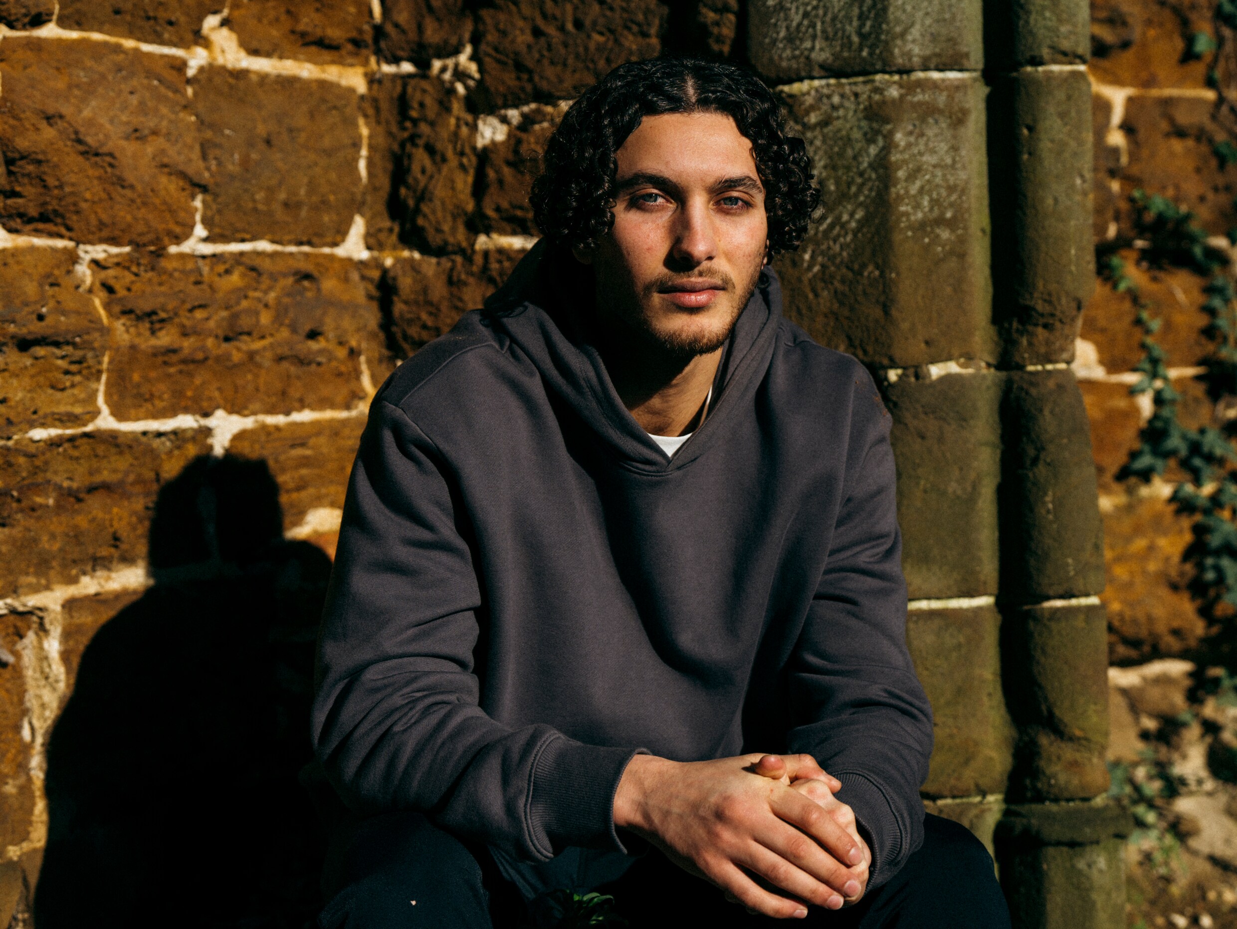 ‘Als ik ’s avonds mijn huiswerk via ChatGPT maak, ben ik binnen de drie ...