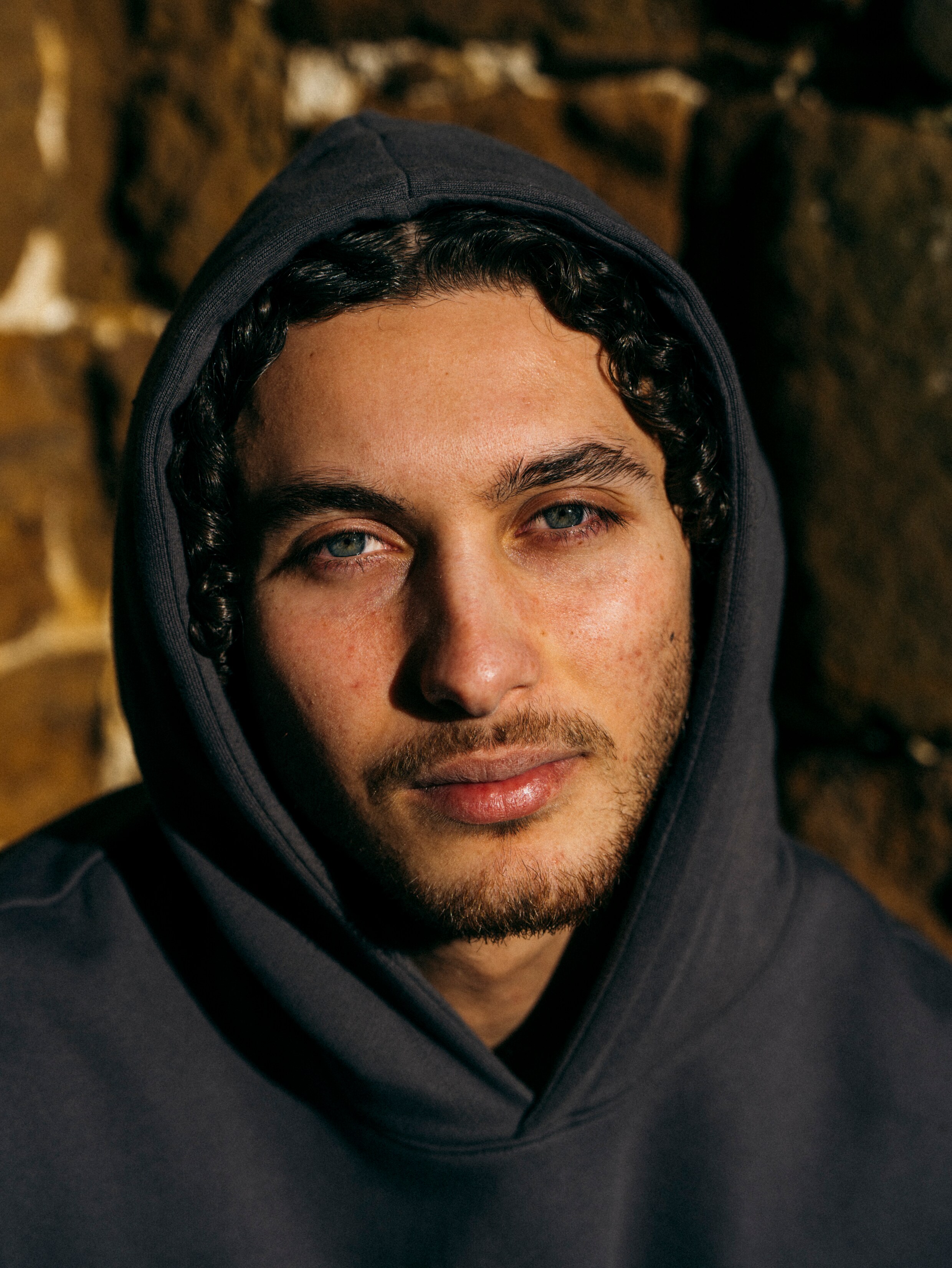 Een enkeltje uit de hel kost tussen de 5.000 en 12.000 dollar: GoFundMe ...