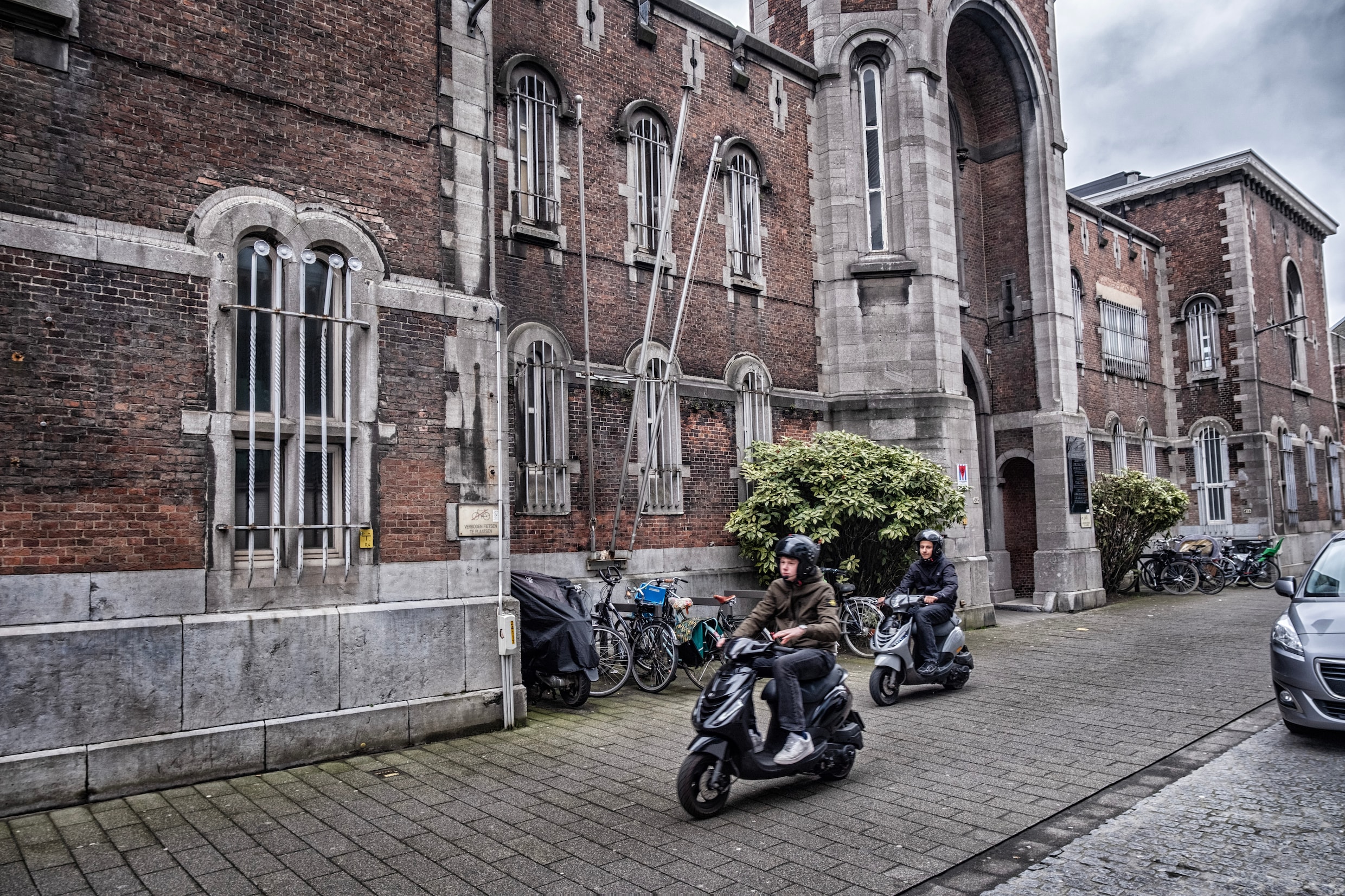 Rapport: gefolterde gevangene weigerde om van cel te veranderen na ...