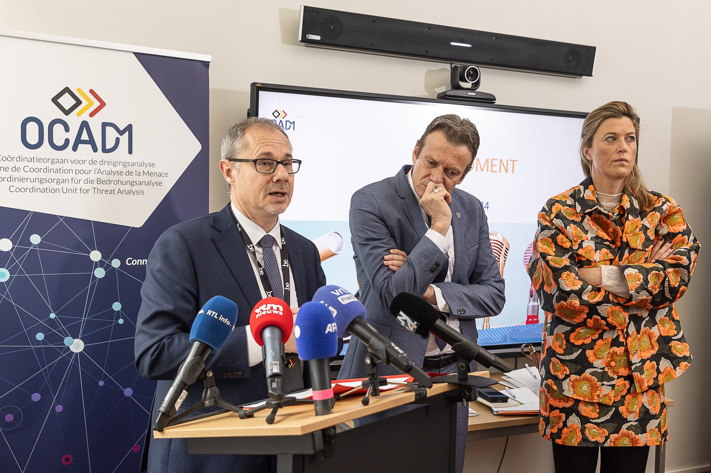 OCAD handhaaft dreigingsniveau 3 (‘ernstig’) nog zeker tot einde van ...