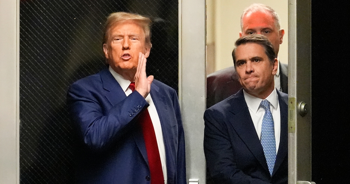 Trump gered door woekerkoning Don Hankey: ‘Dit is wat we doen’ | De Morgen
