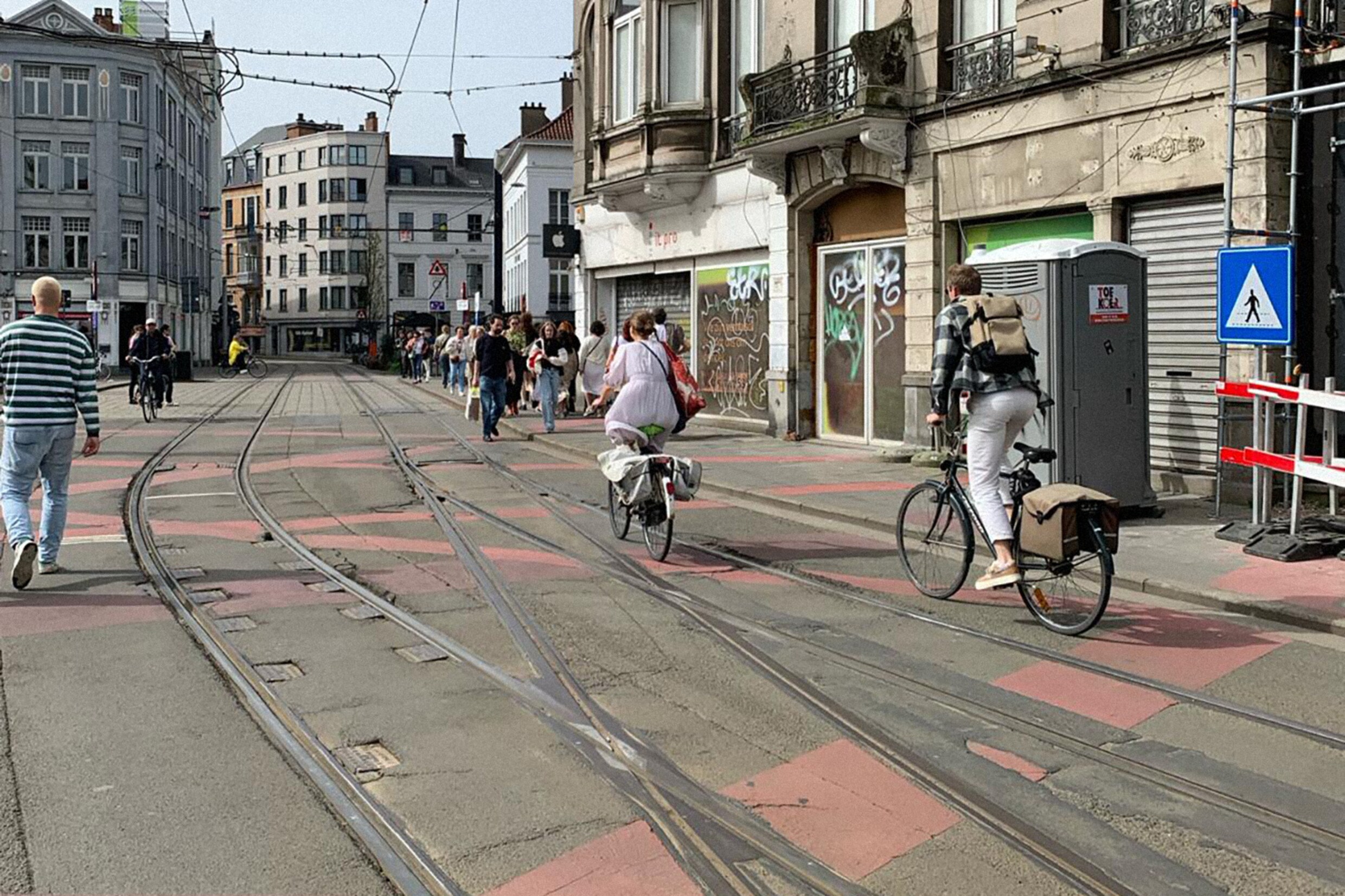 Hoe Gent de heilige schrik voor tramsporen probeert te temperen: ‘Elke ...
