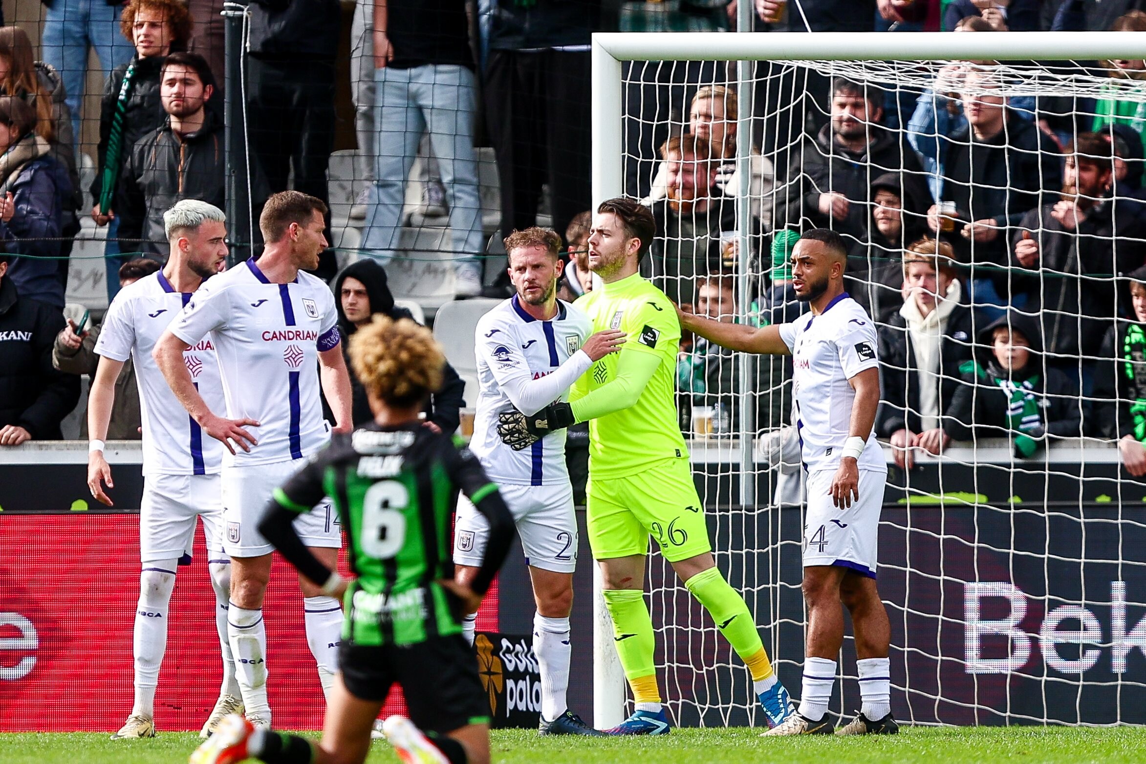 Anderlecht blijft steken op 1-1-gelijkspel tegen Cercle en lijdt zo ...