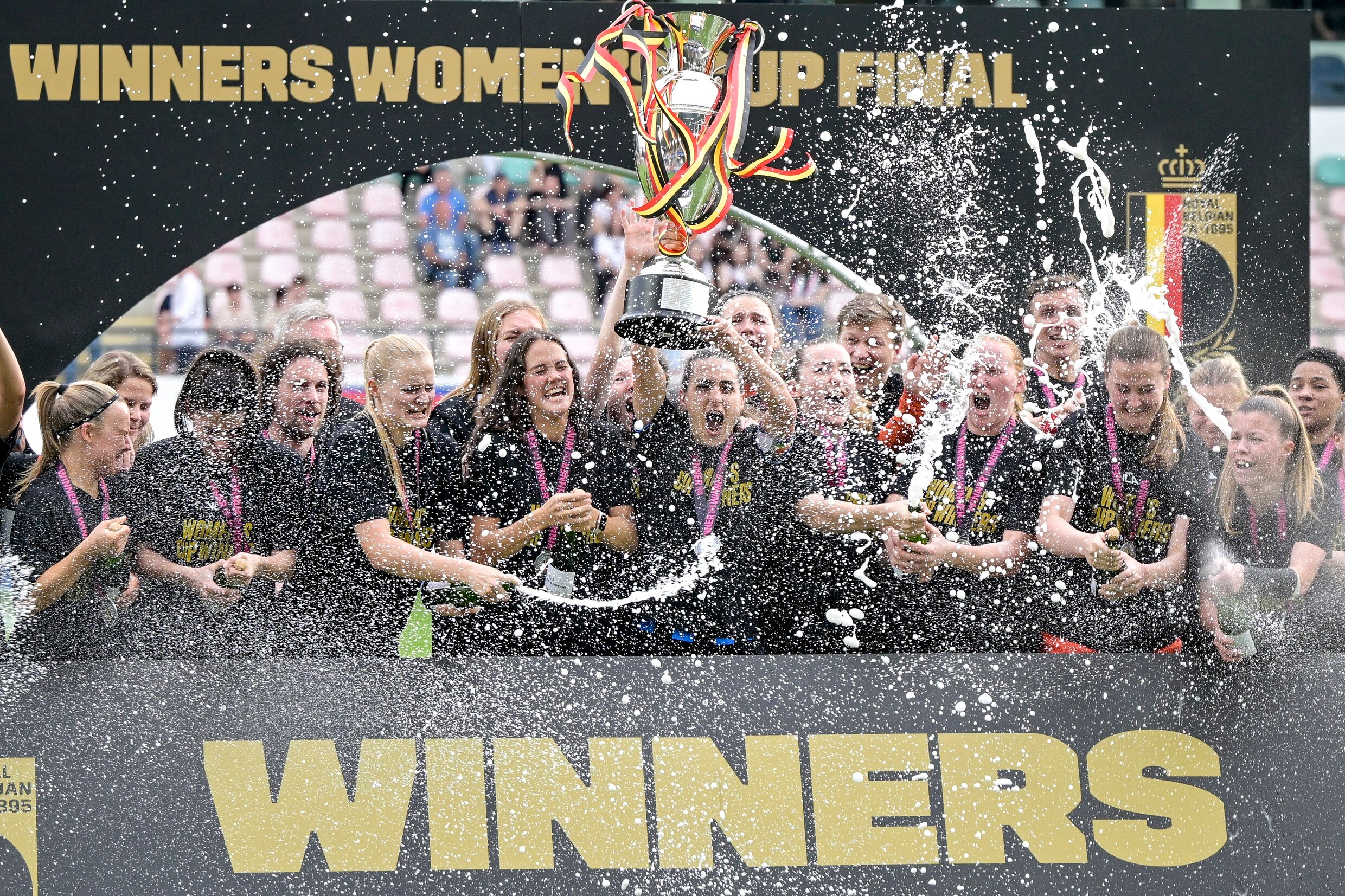 Club YLA wint bekerfinale op veld van OH Leuven en pakt eerste prijs in ...