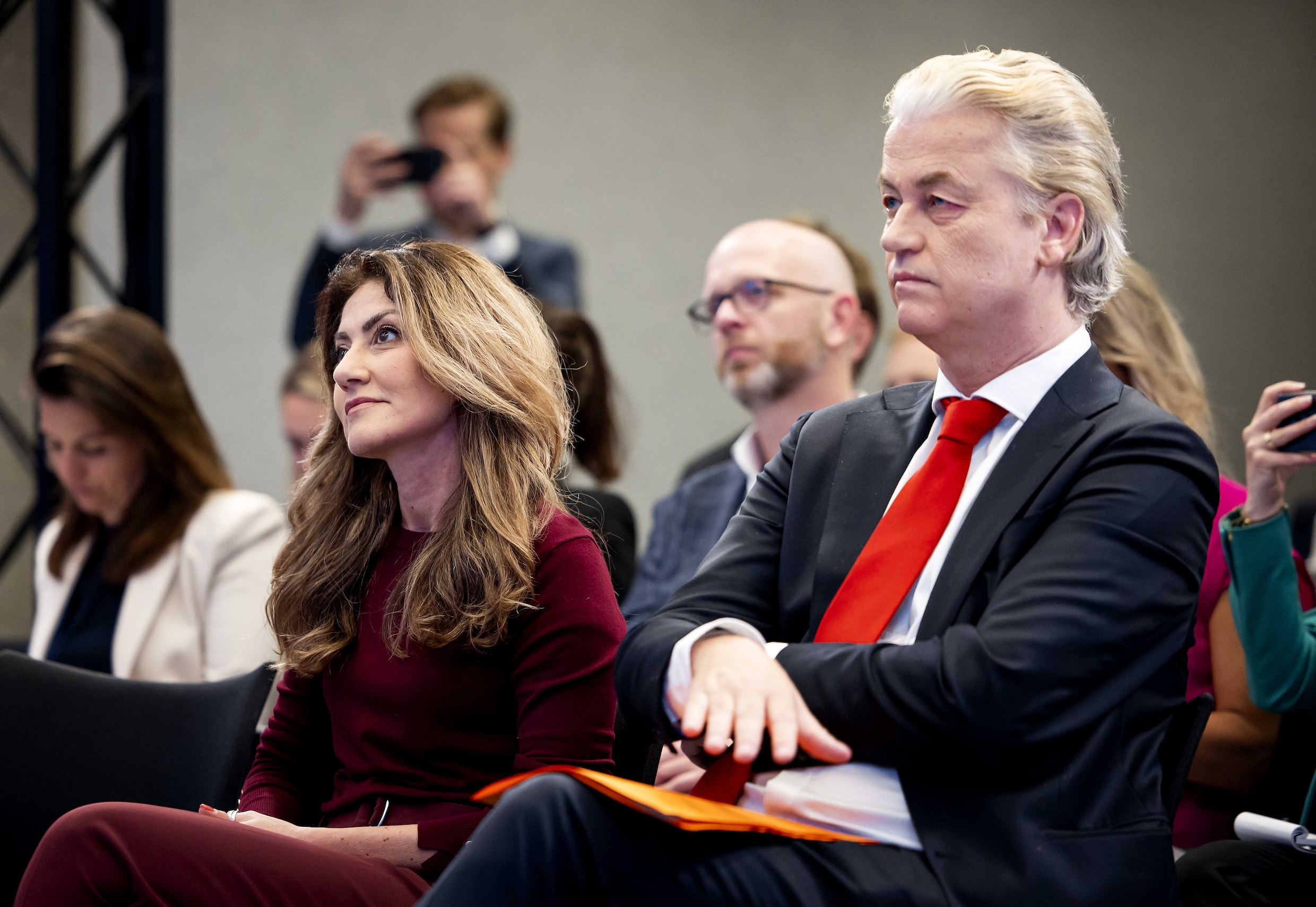 Fractieleider Europese liberalen wil VVD buitengooien door samenwerking ...