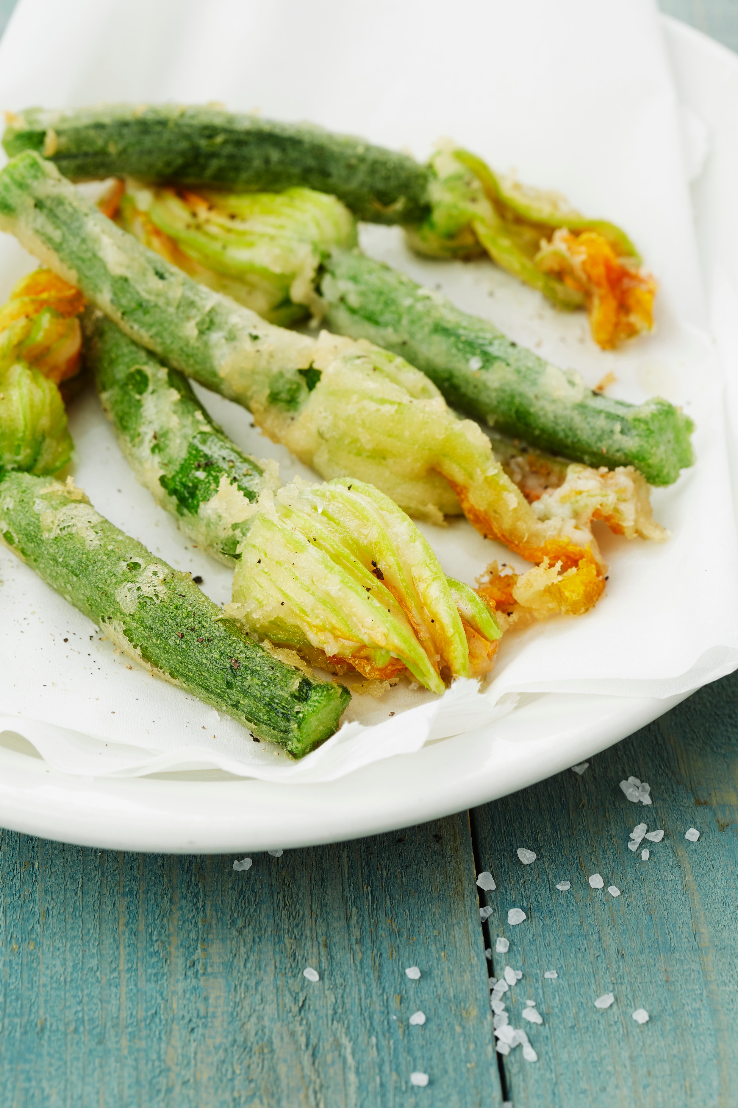 Tempura van courgettebloem, lahmacun of geroosterde bieten: zes ...