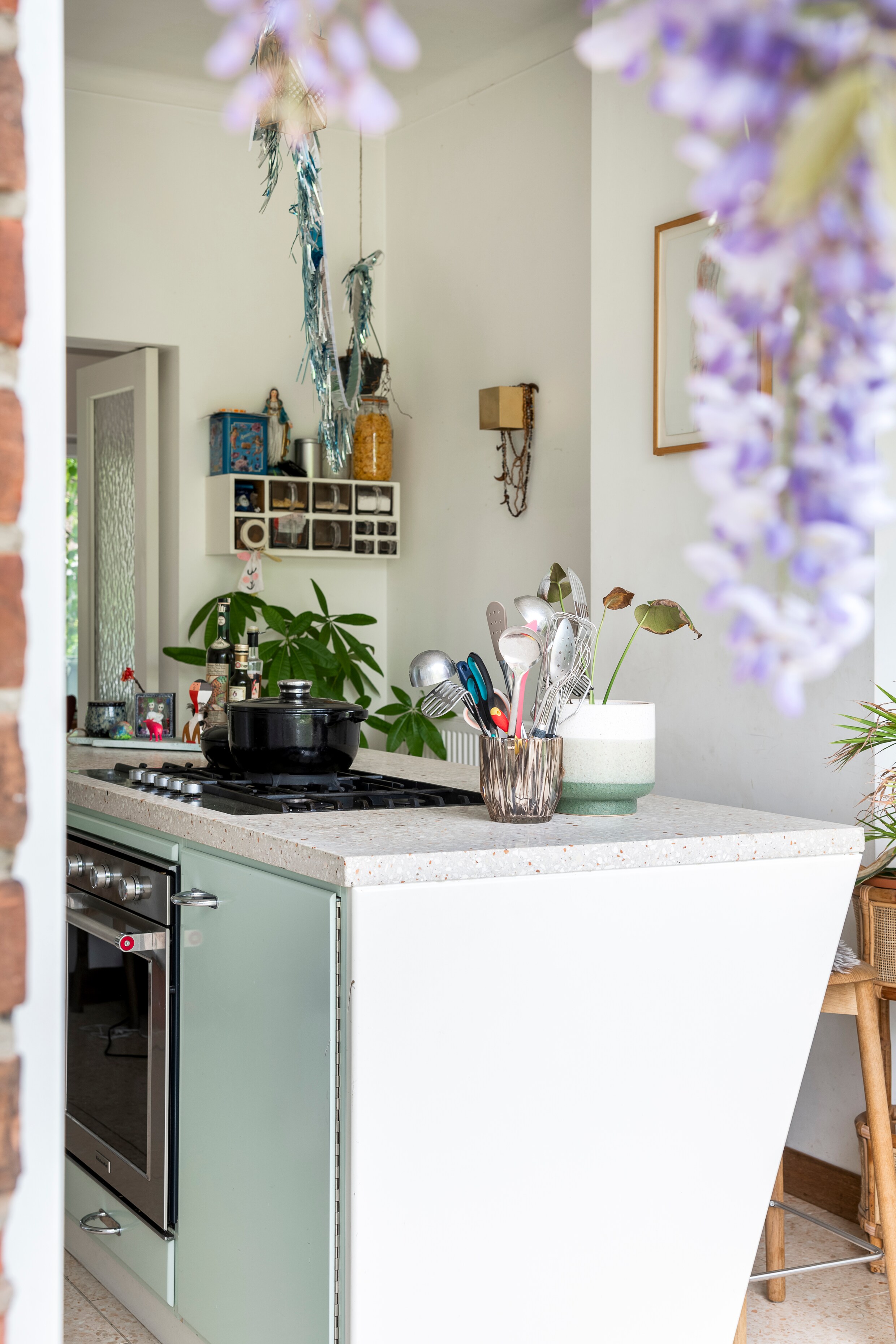 Binnenkijken in een uniek Gents rijhuis waar je eindeloos rondjes in ...