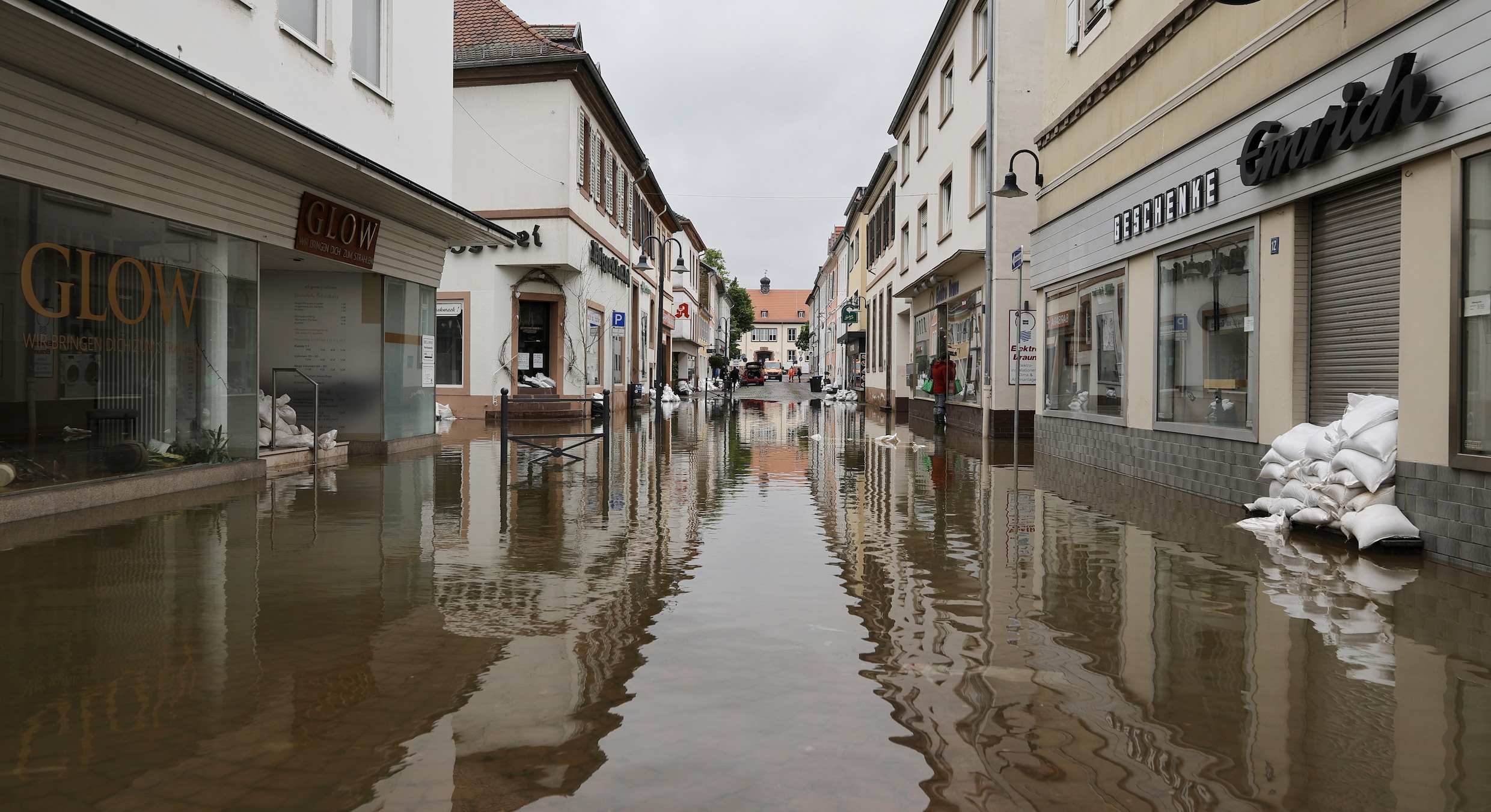 Waarschuwing voor overvloedige regen en overstromingen in zuiden van ...