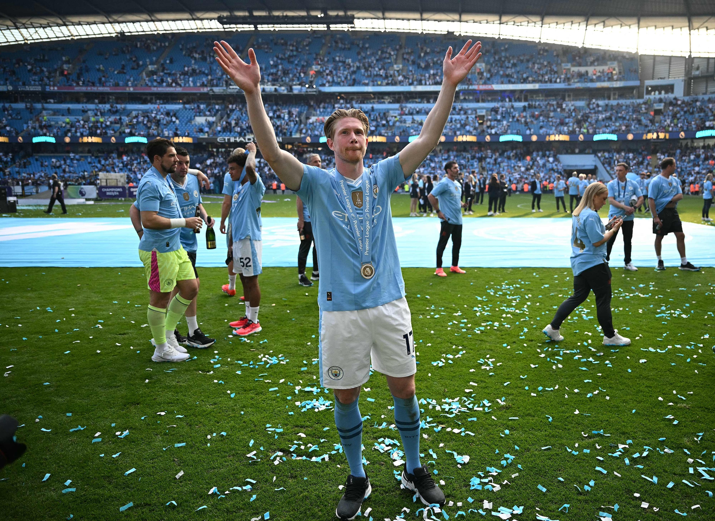 Hoe Kevin De Bruyne zijn miljoenen verdient en waaraan hij ze uitgeeft ...