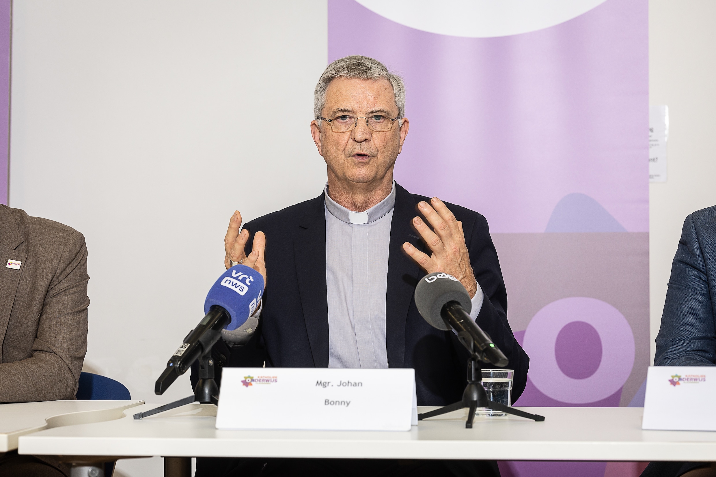 Bisschop Johan Bonny stopt als aanspreekpunt voor slachtoffers seksueel ...