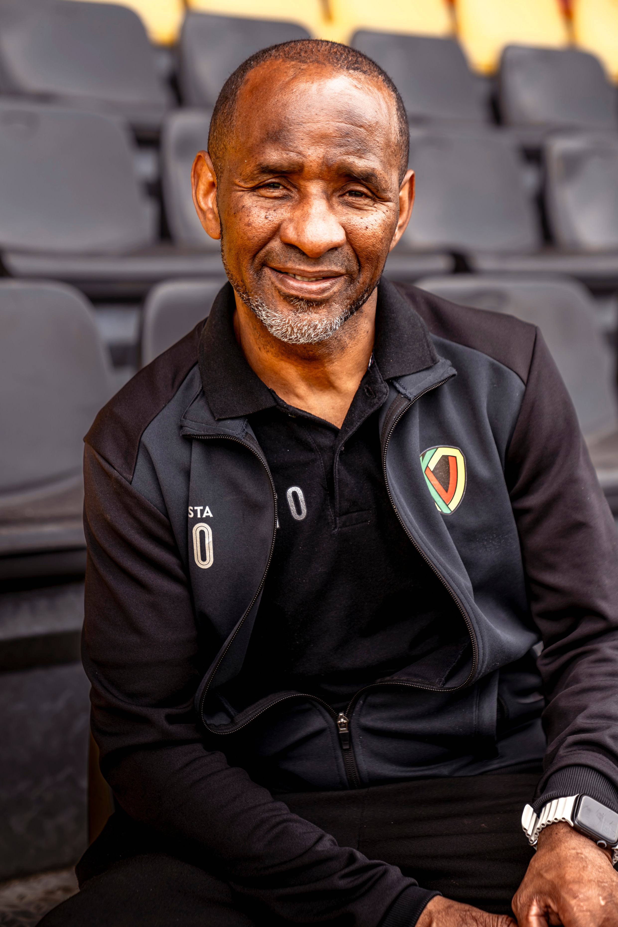 KVO ligt tegen het canvas en Marc Coucke is de man die club boven haar ...