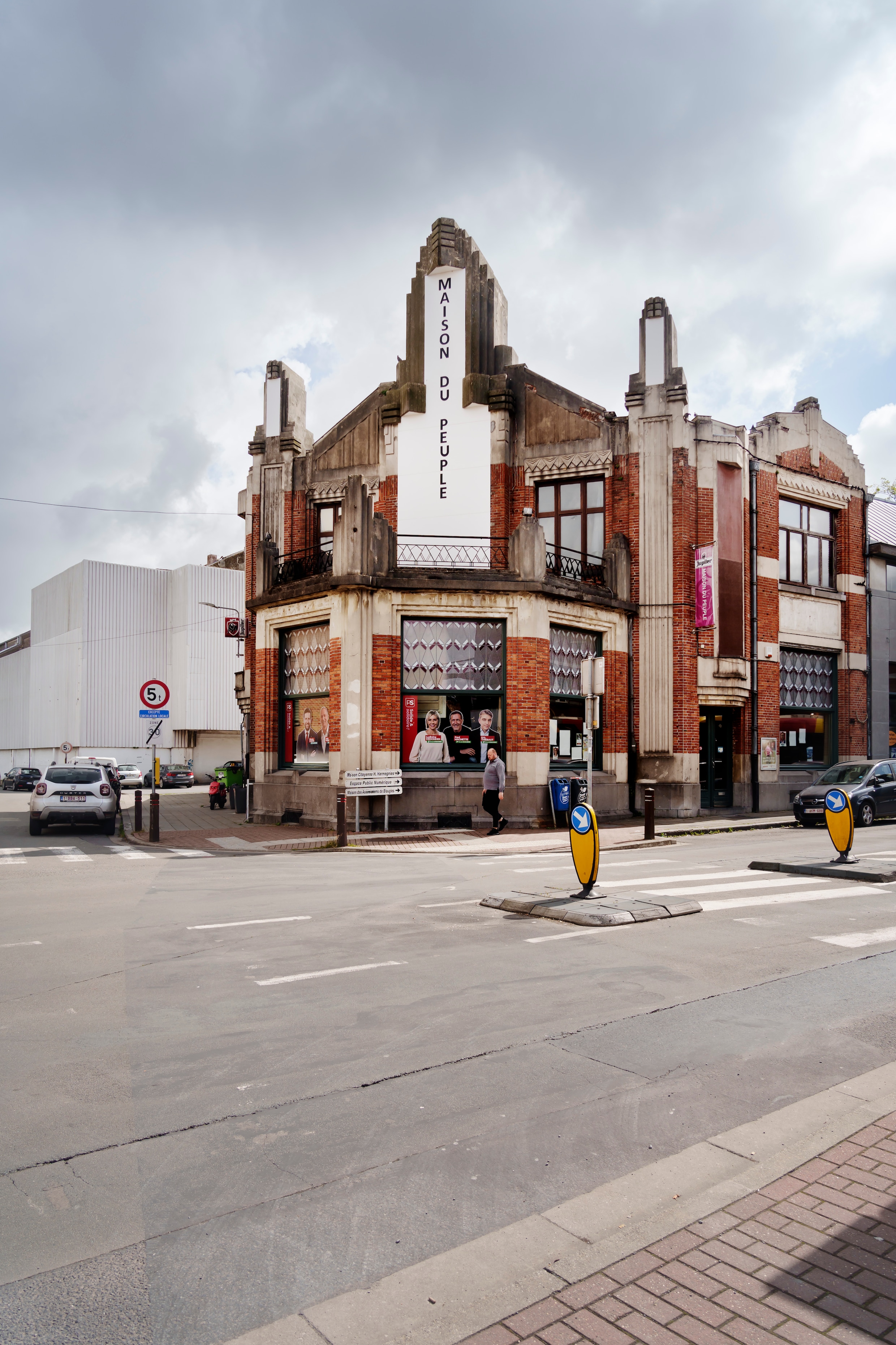 In de volkshuizen van Franstalig België: ‘Ik heb 14.000 euro moeten ...