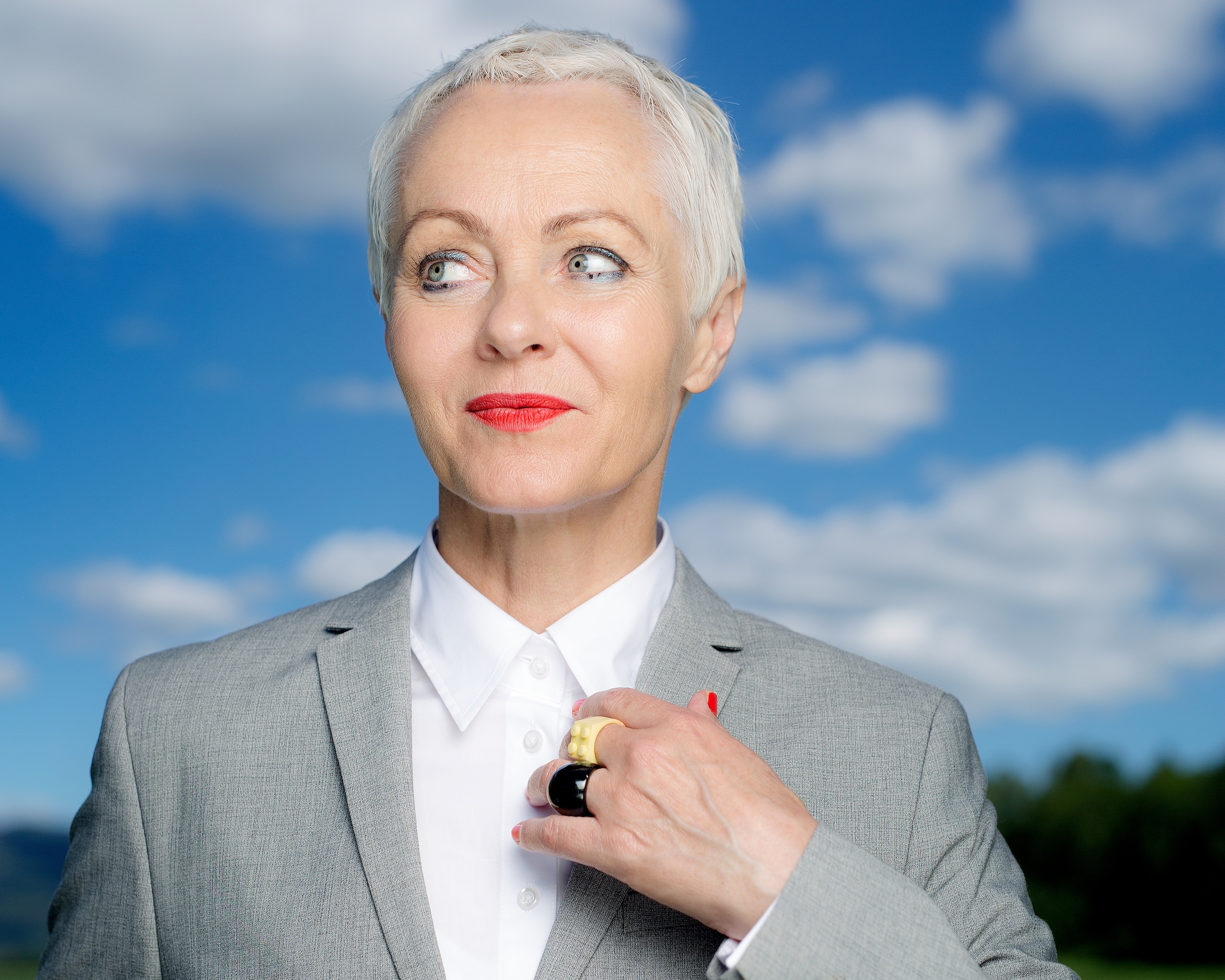 De Noorse Mona Høvring vindt voor haar personages een originele uitweg ...