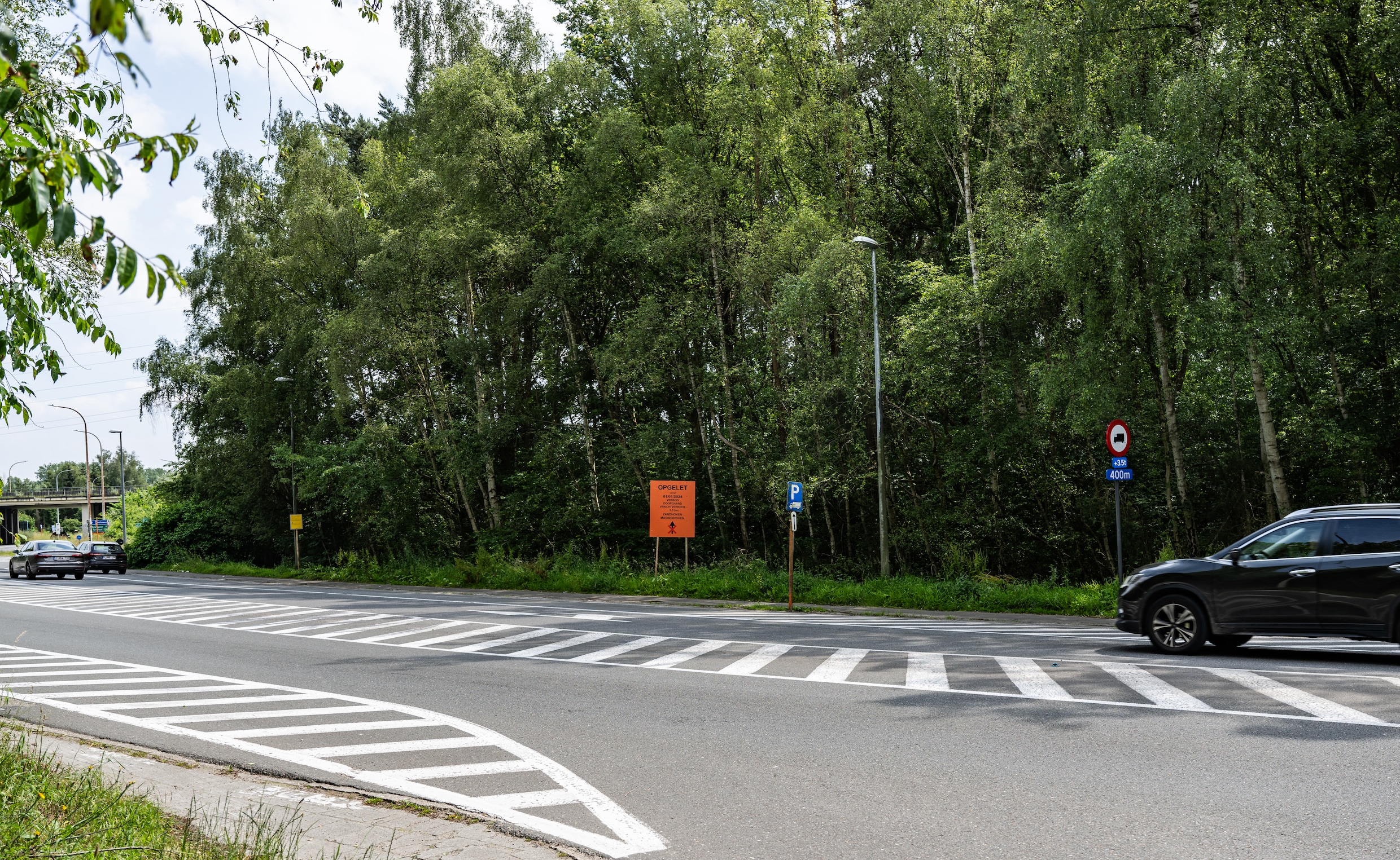 Man van 50 bekent moord op 71-jarige op carpoolparking in Oelegem | De ...
