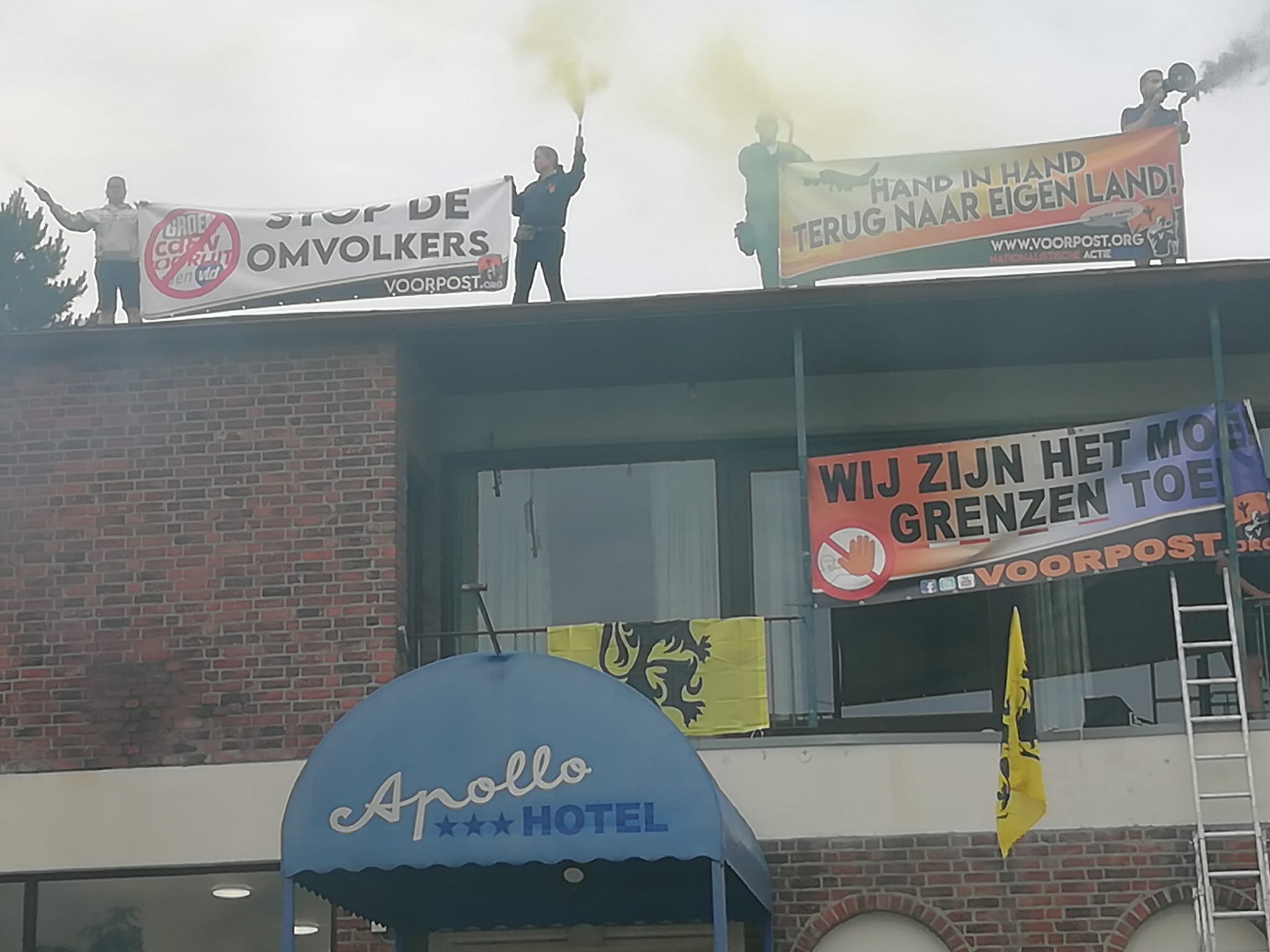 ‘Vele bruggen te ver’: Voorpost-leden bezetten opvangcentrum in Zutendaal met geweld | De Morgen