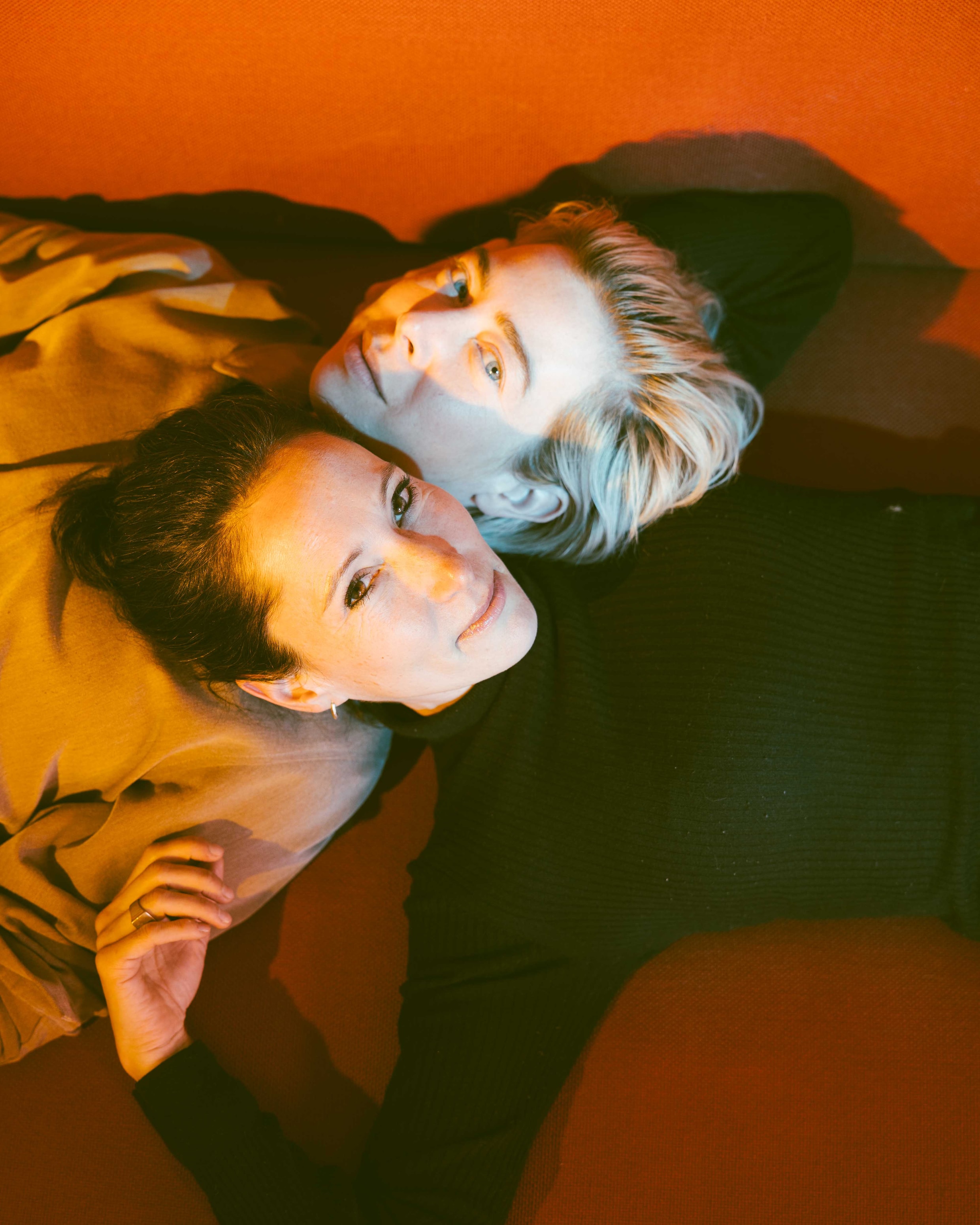 Tussen de lakens met Saskia De Coster en Teddy Tops: ‘Het werd veel bier drinken en tongen op ...