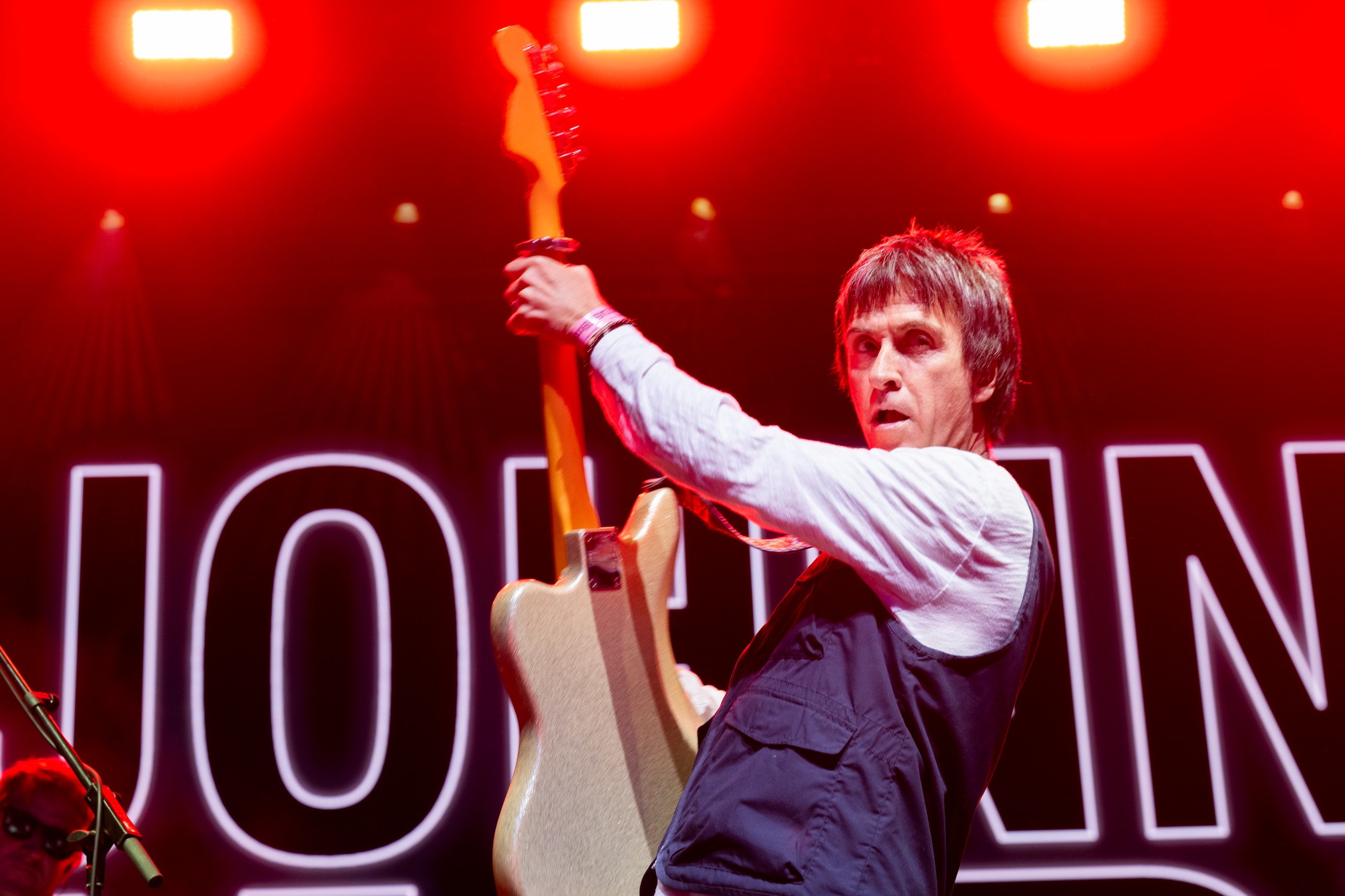 Johnny Marr paaide ons op Rock Werchter met klassiekers van The Smiths ...