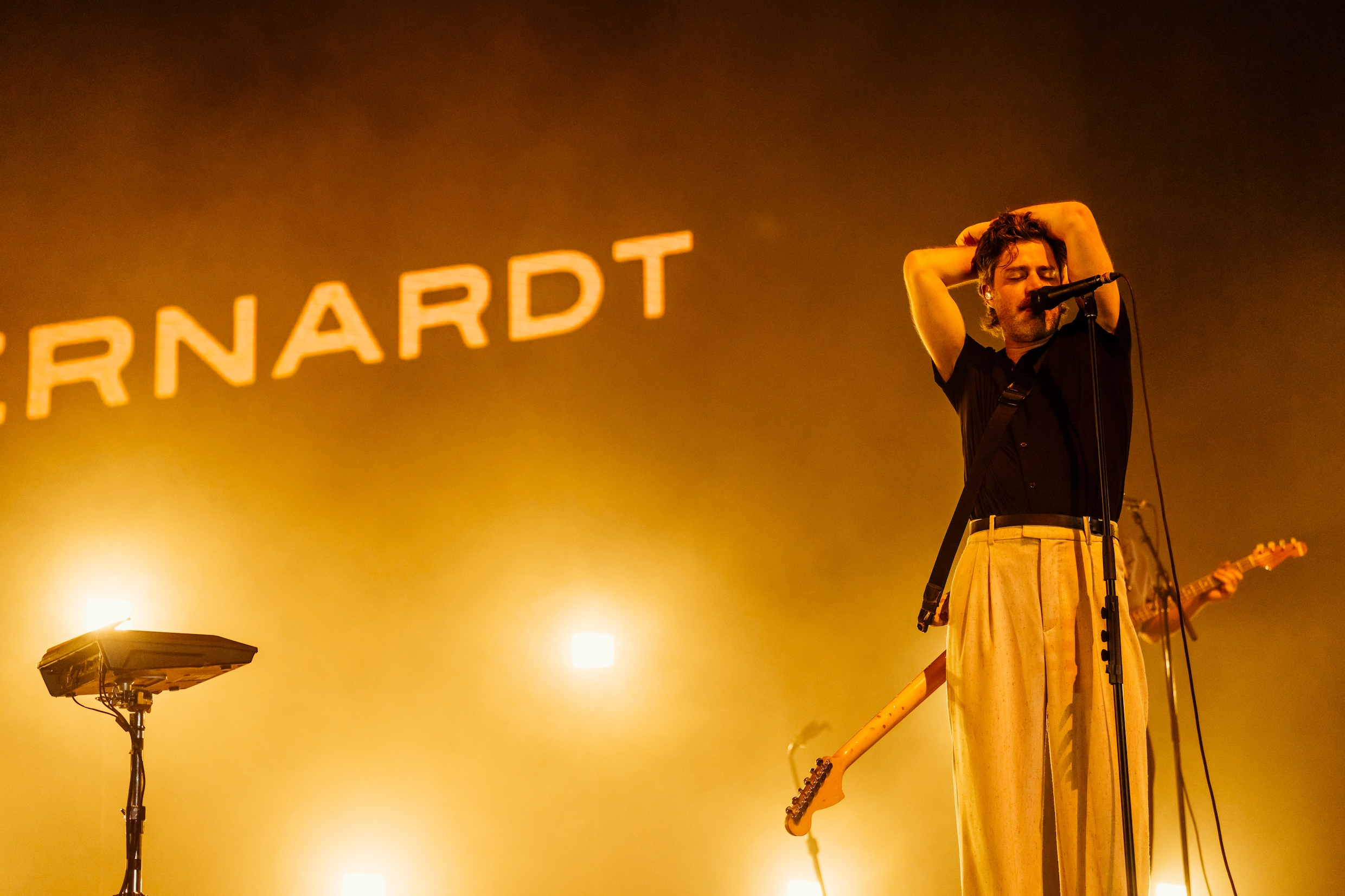 J. Bernardt wrong op Rock Werchter zijn hart en zijn stembanden uit ...