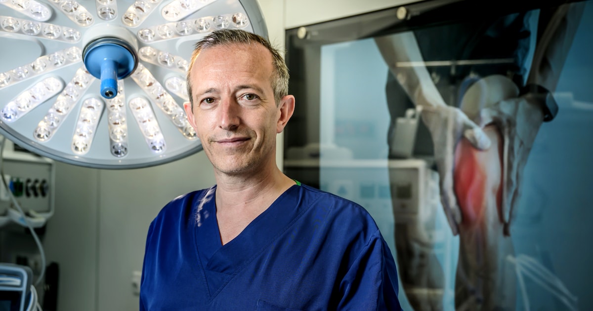 ‘Mensen komen kreupel bij ons binnen en wandelen na de operatie weer buiten’: wat is dat toch ...