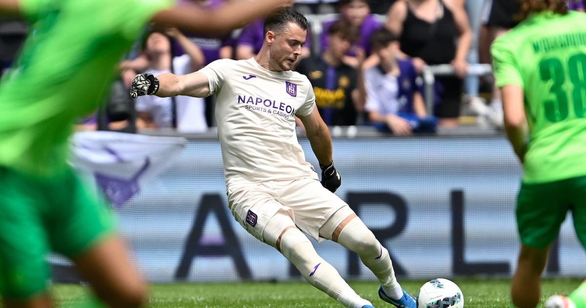 Doelman Coosemans kan zijn belang voor Anderlecht nu eens tonen op het ...