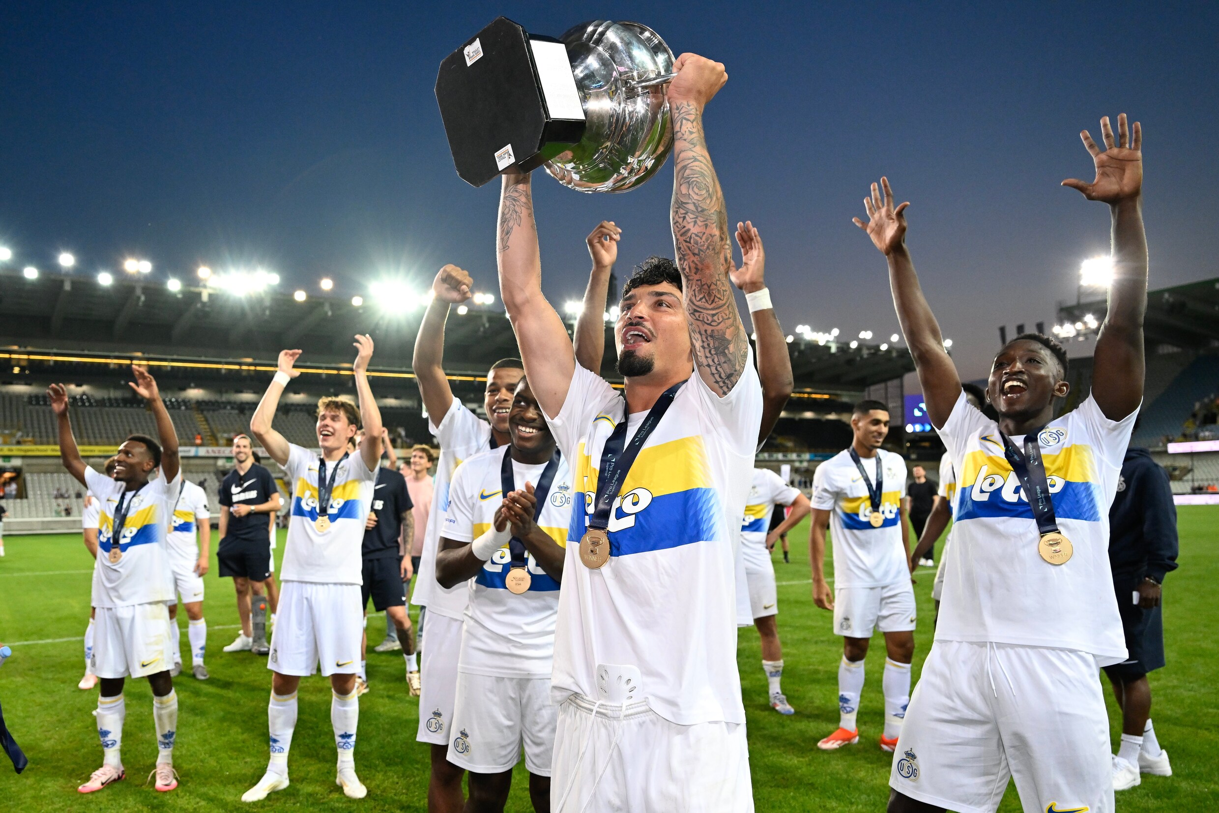 Bekerwinnaar Union pakt Supercup met 1-2-zege tegen landskampioen Club ...