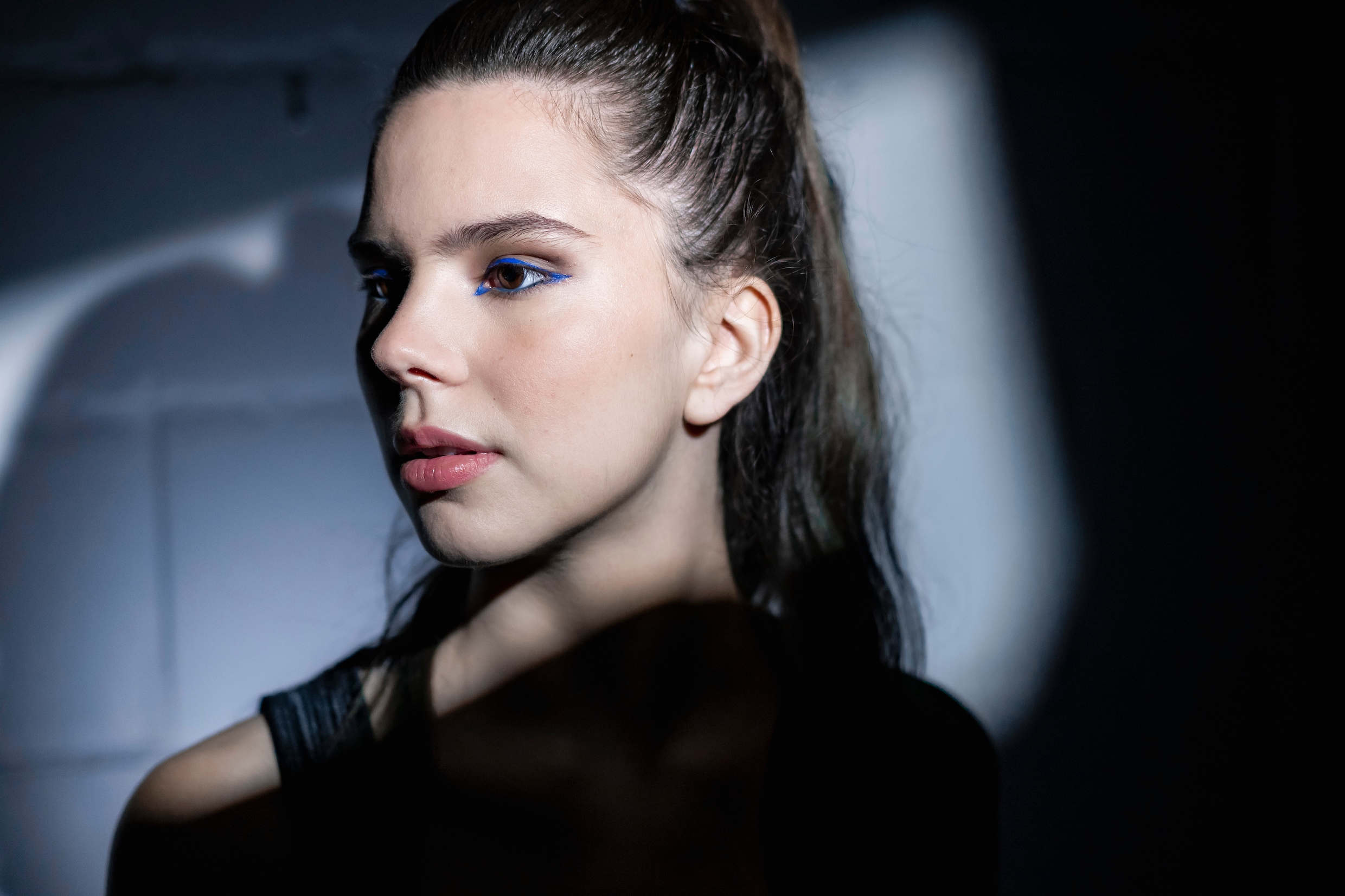 Dj Amber Broos: ‘Je kunt niet goed leren draaien als je niet ook eerst ...