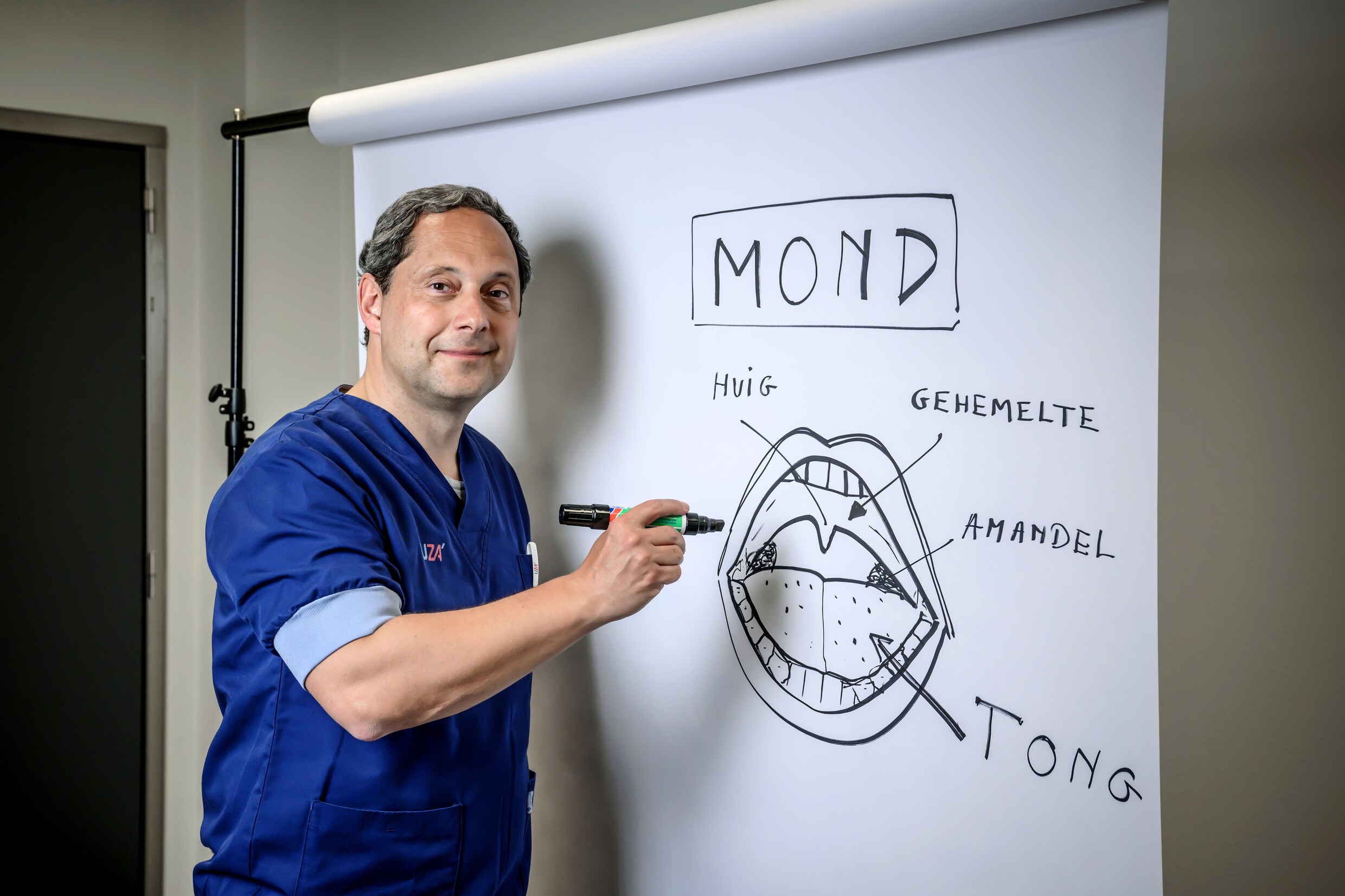 ‘Drink genoeg water en verzorg je tanden’: zo hou je je mond gezond ...