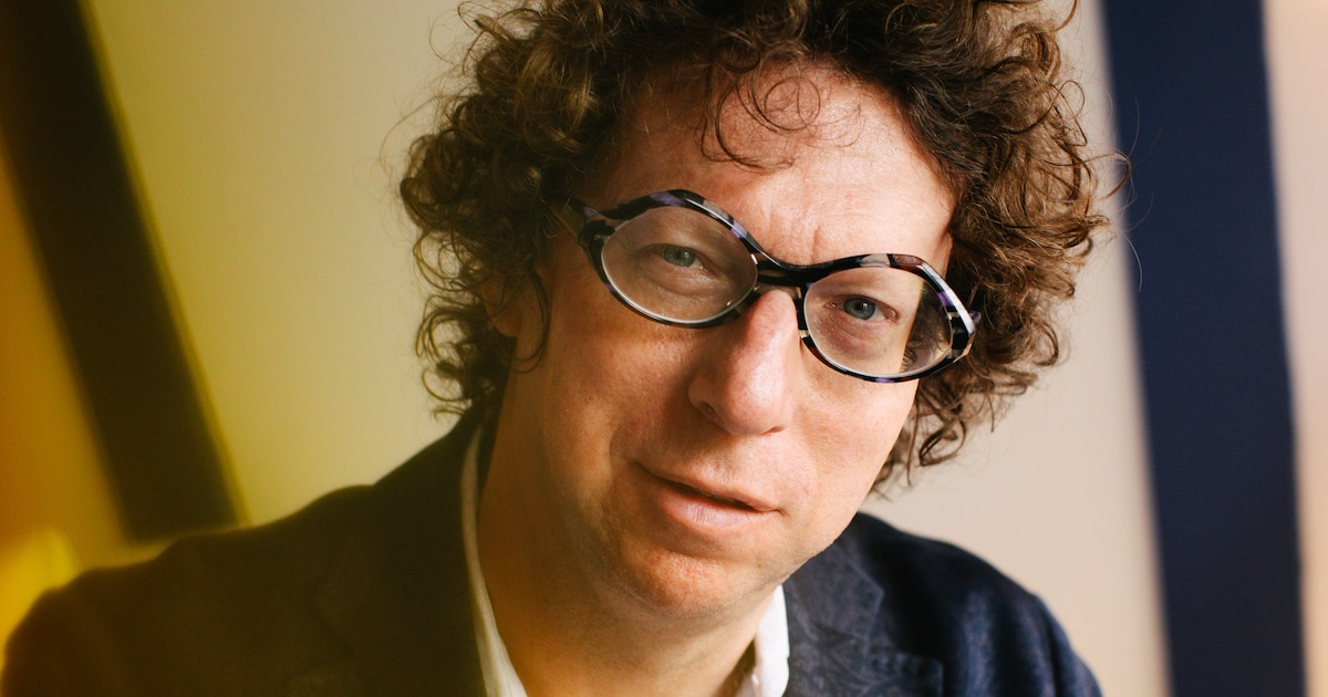 Arnon Grunberg stopt na 25 jaar als ‘Humo’-columnist vanwege ‘revisionistische’ Brusselmans ...