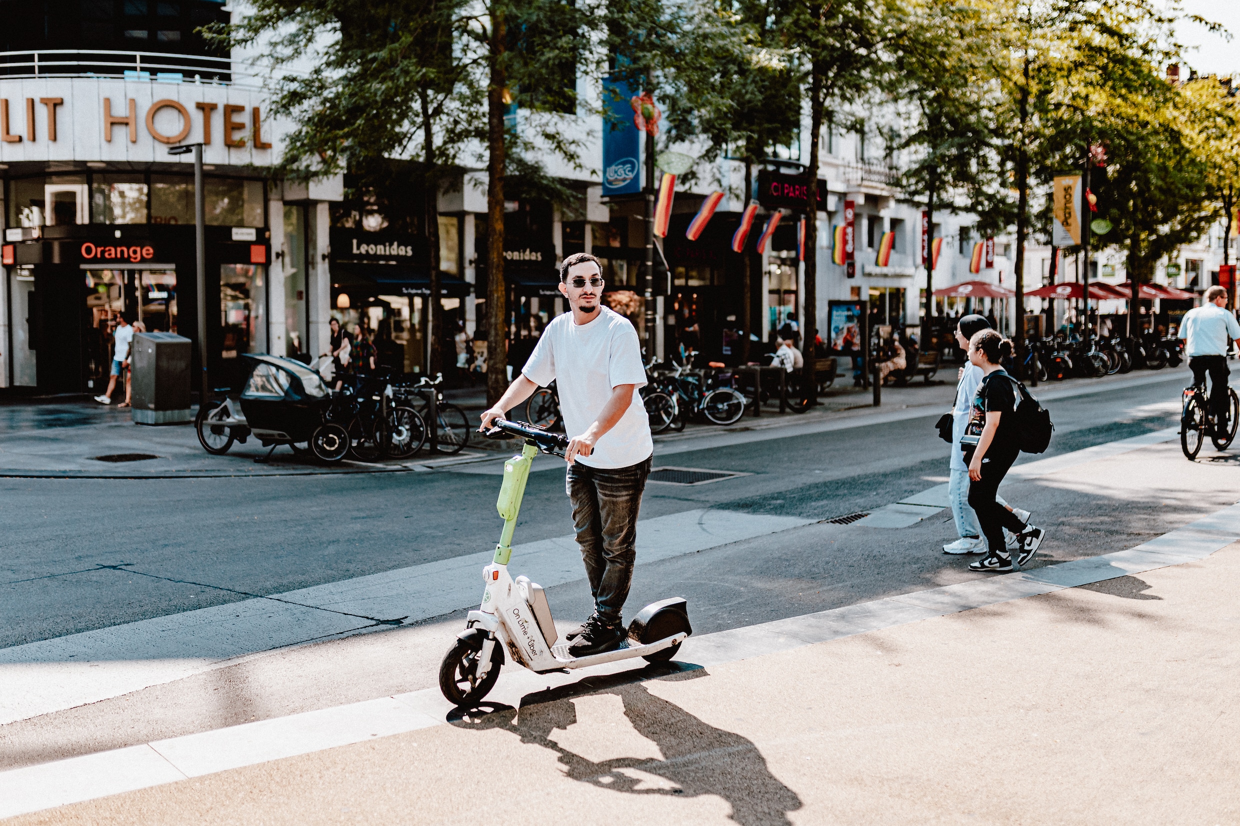 In Antwerpen zijn gescheurde levers en gebroken voeten door ...