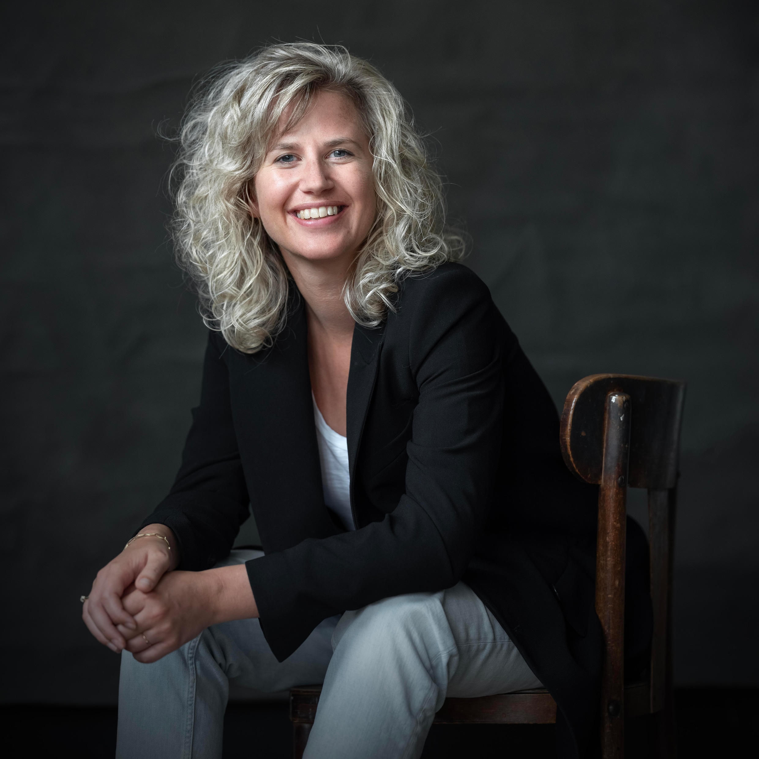 Ana van Es neemt je in ‘leuk’ boek over het Midden-Oosten mee in haar ...