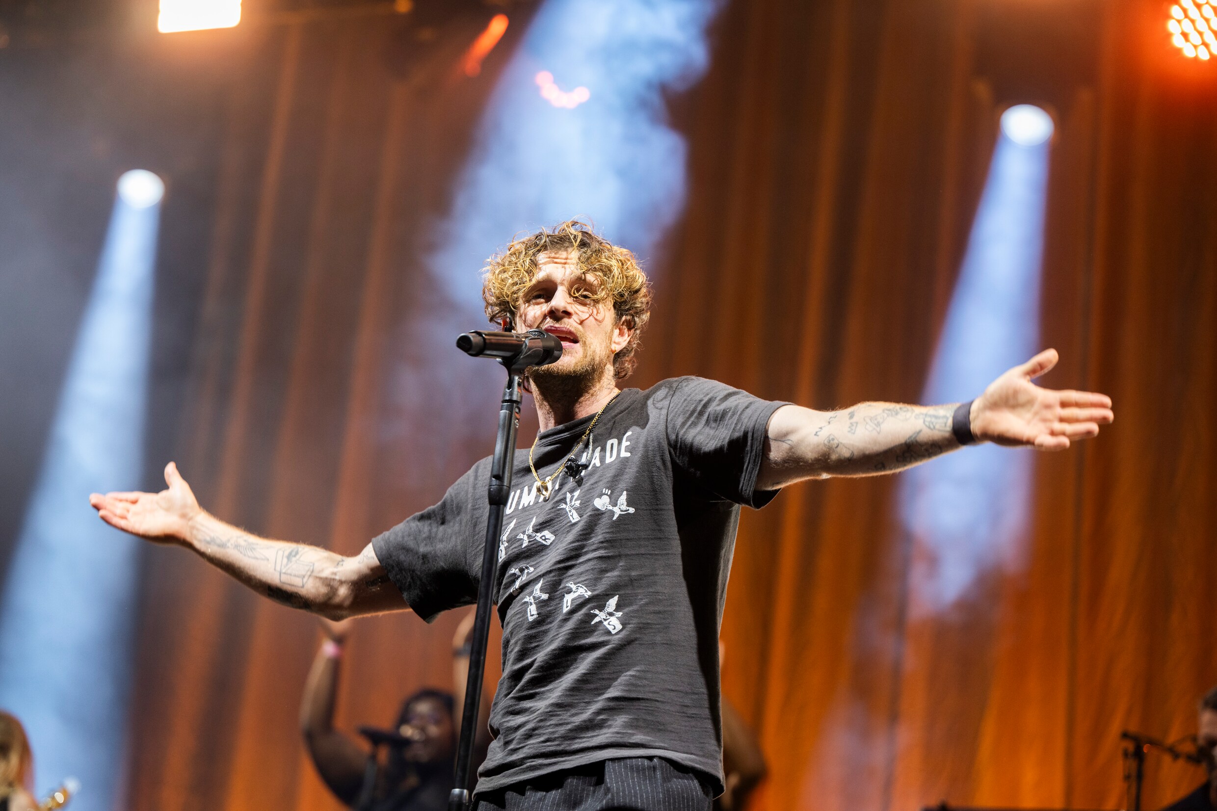 In het zakje hits van Tom Grennan bleken op Pukkelpop vooral veel ...