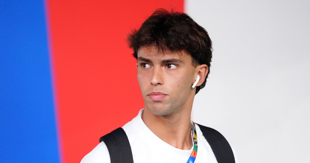 Spelen met een bal is oké, spelen met een dier niet: João Félix onder ...