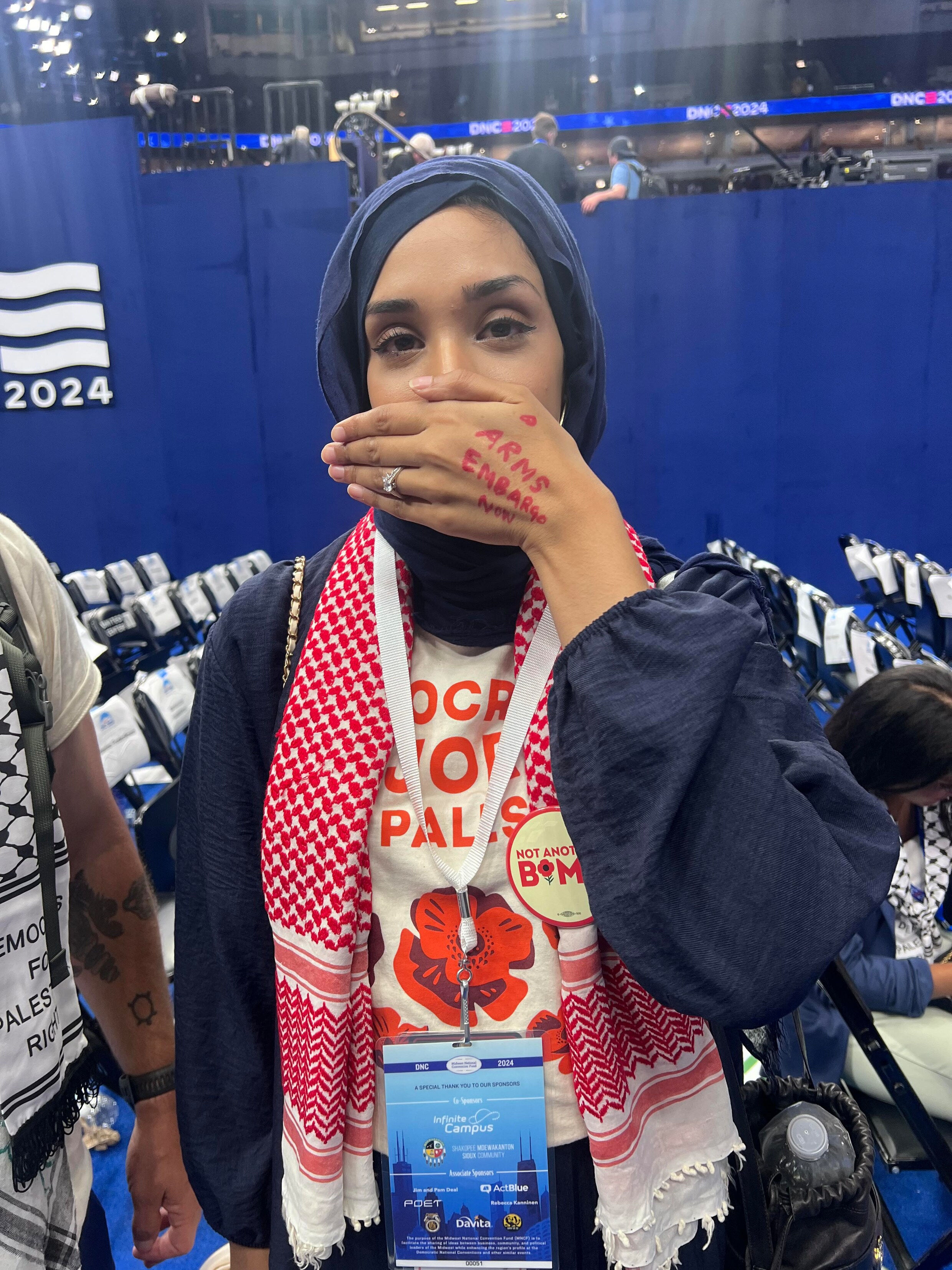 Pro-Palestijnse betogers twijfelen over keuze voor Kamala Harris: ‘We zitten tussen twee vuren ...