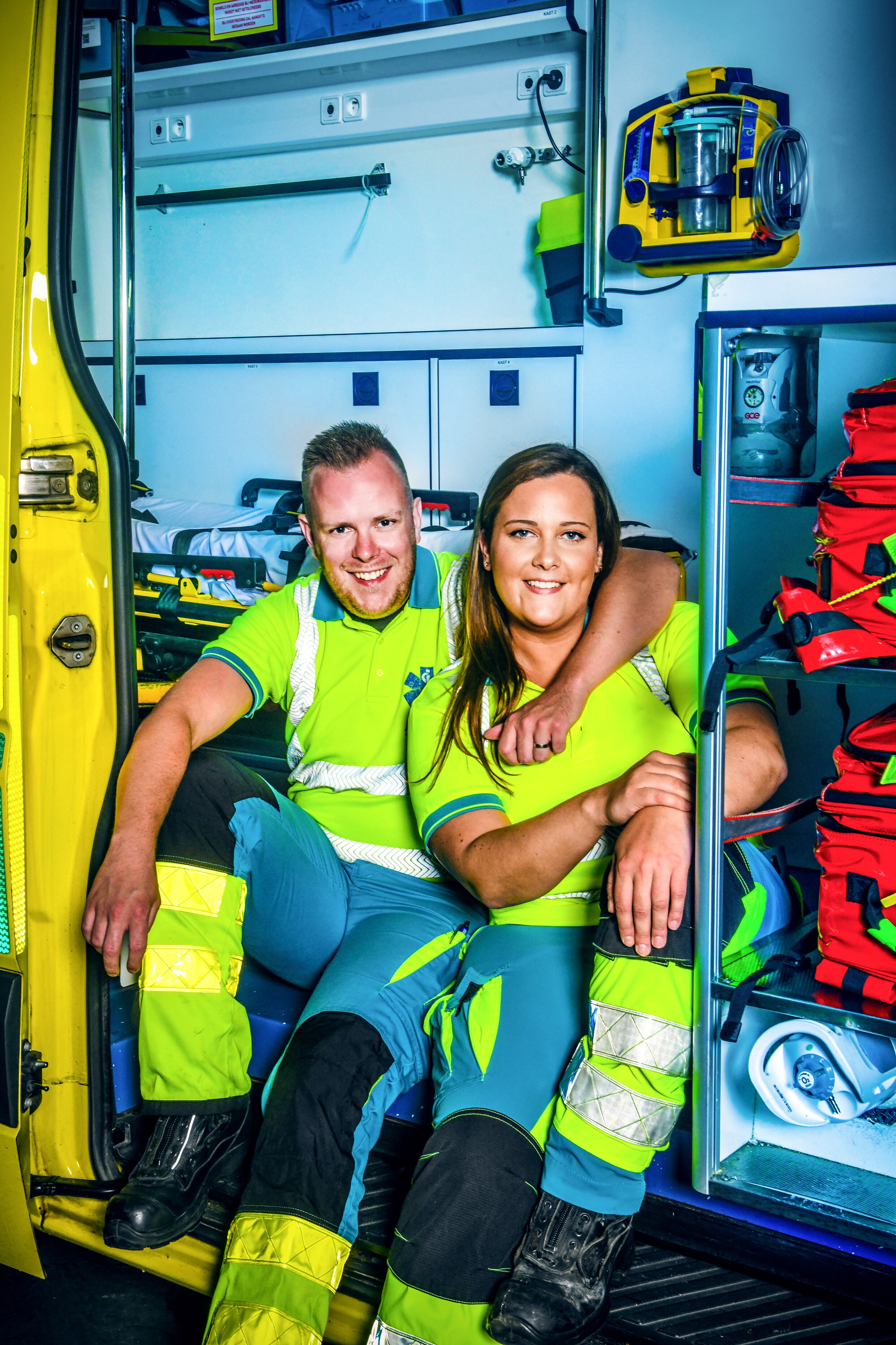 ‘Toen ik mocht meerijden, was ik meteen verkocht: ik wilde ambulancier ...