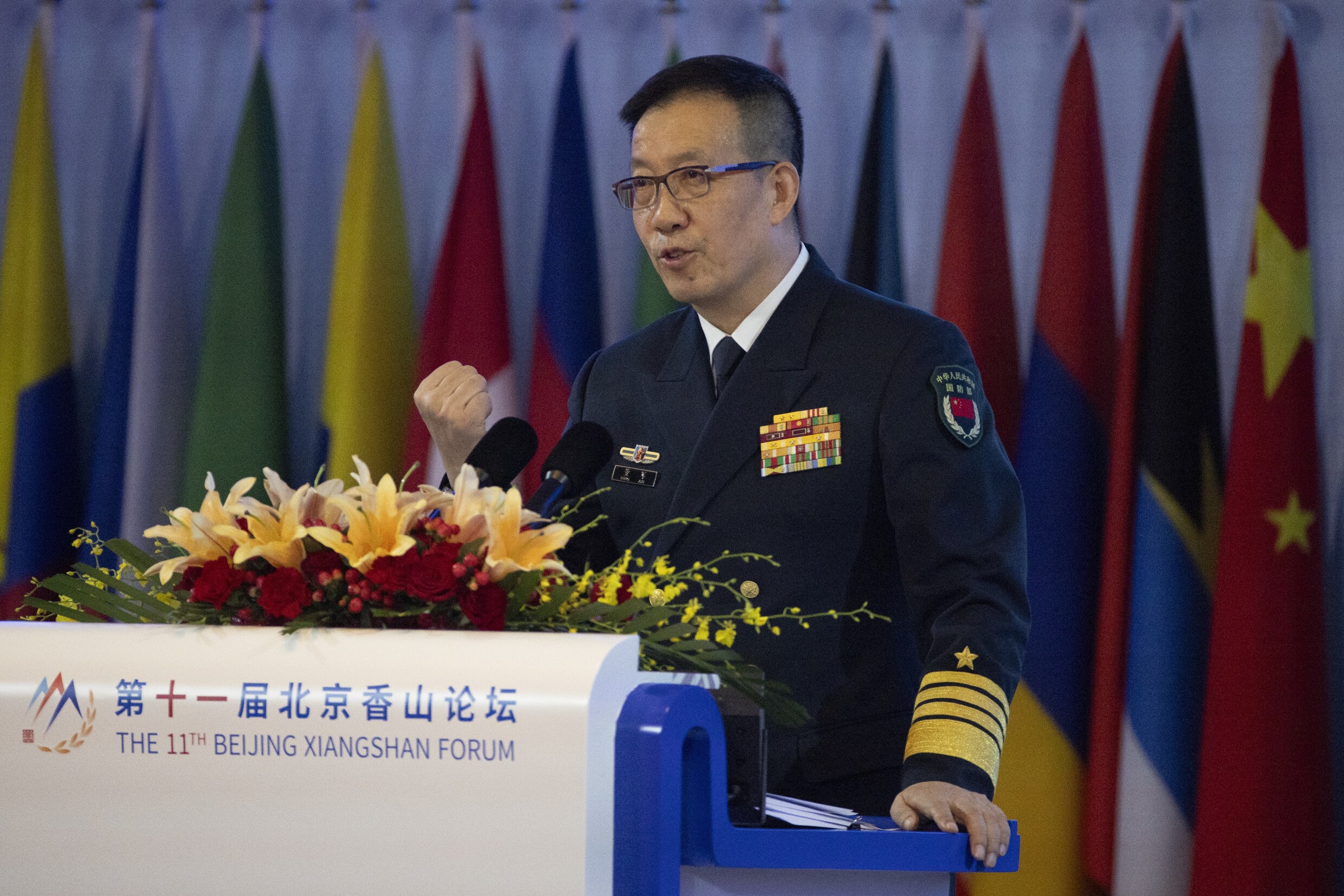 Chinese minister van Defensie roept op tot ‘onderhandelingen’ om ...