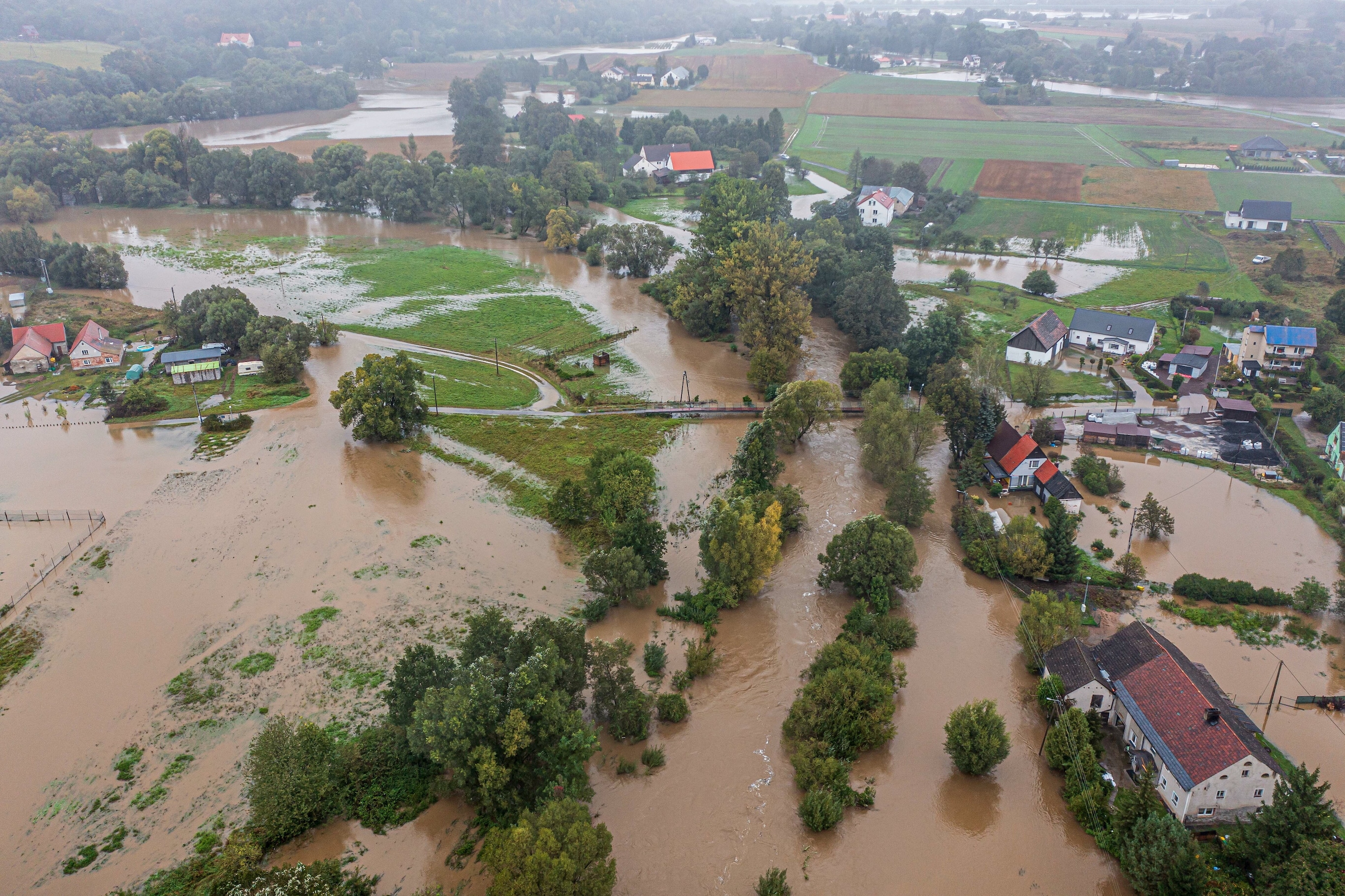 Storm Boris raast door Centraal-Europa: dammen in Polen en Tsjechië ...